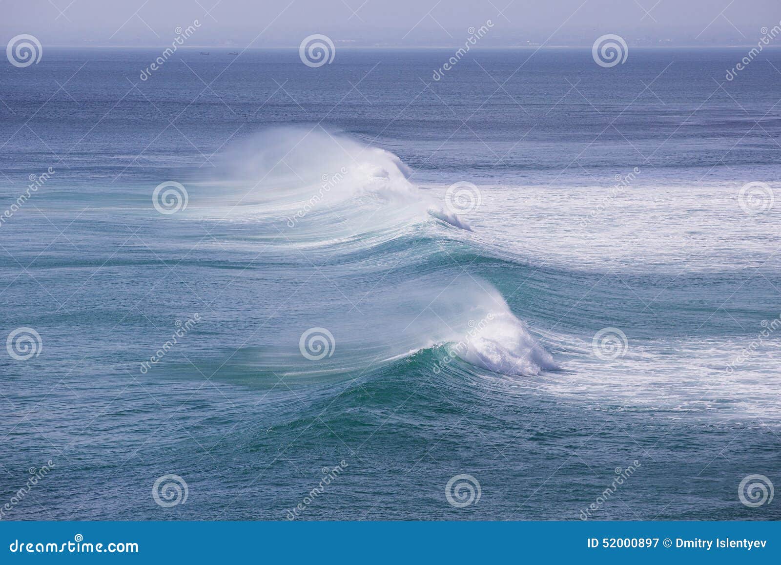 Big ocean wave stock image. Image of coast, active, panoramic - 52000897