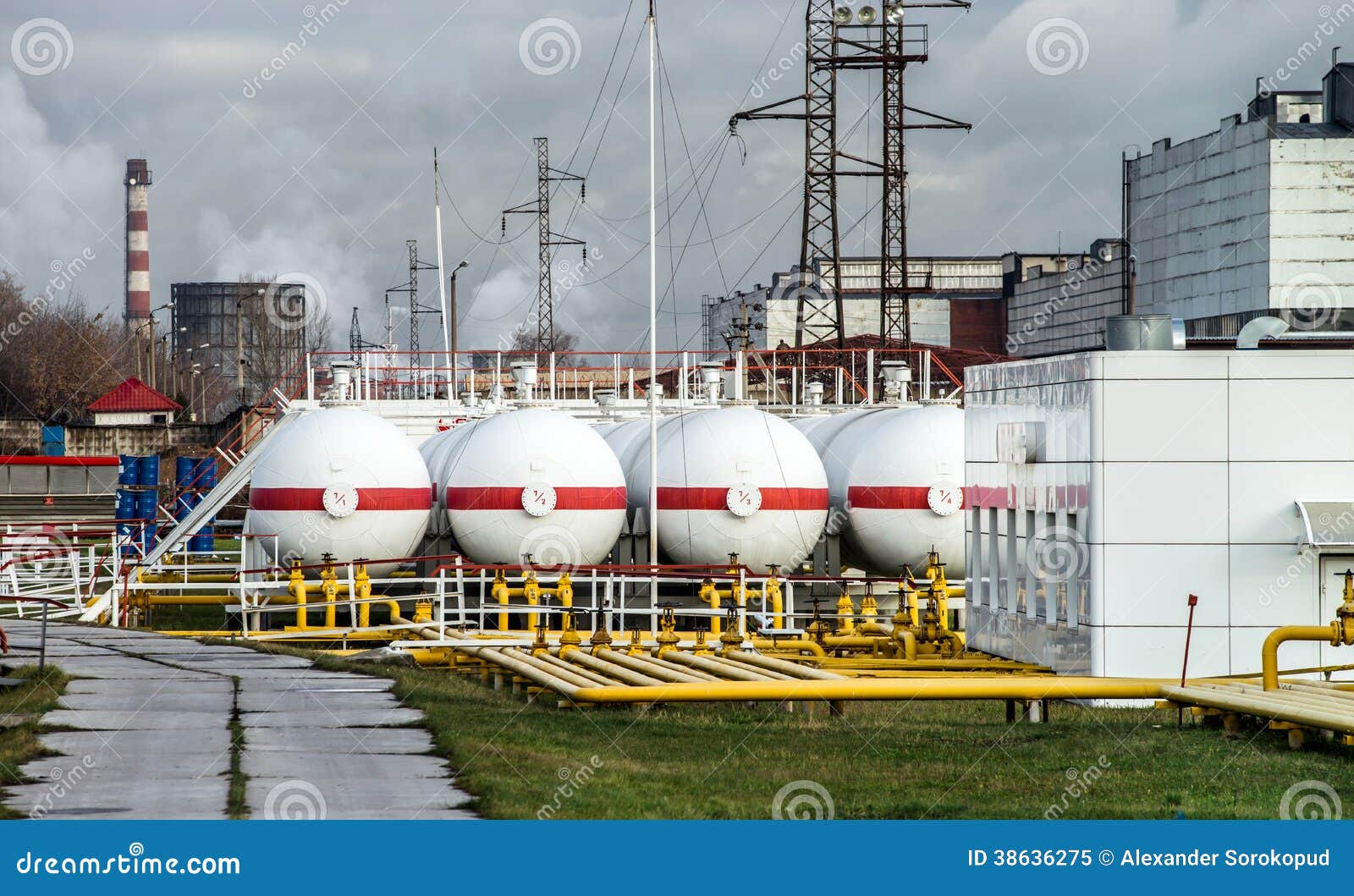 Big Oil Tanks in a Refinery Stock Image - Image of tanks, petrol: 38636275