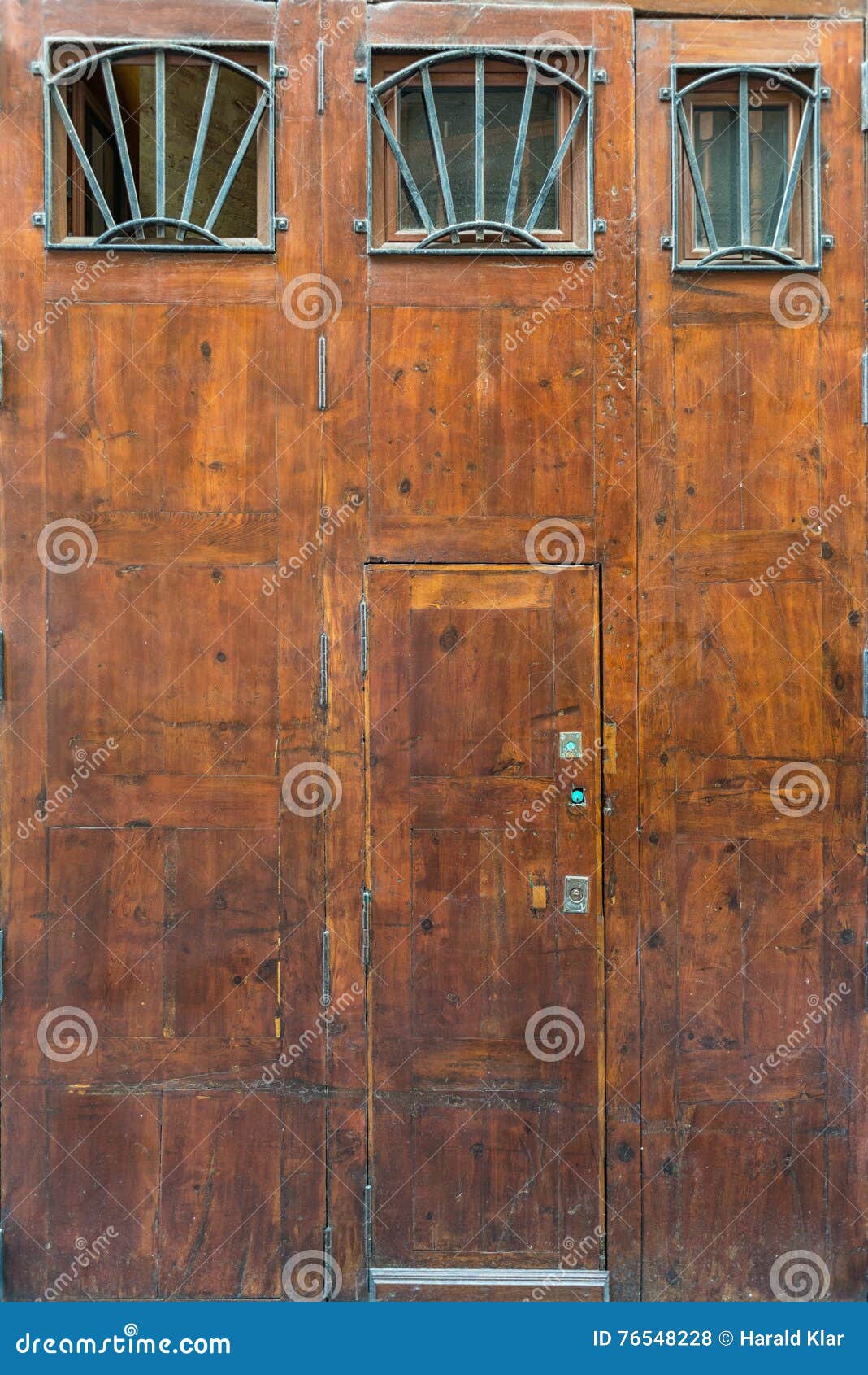 Big old wooden gate stock photo. Image of valencia, separate - 76548228