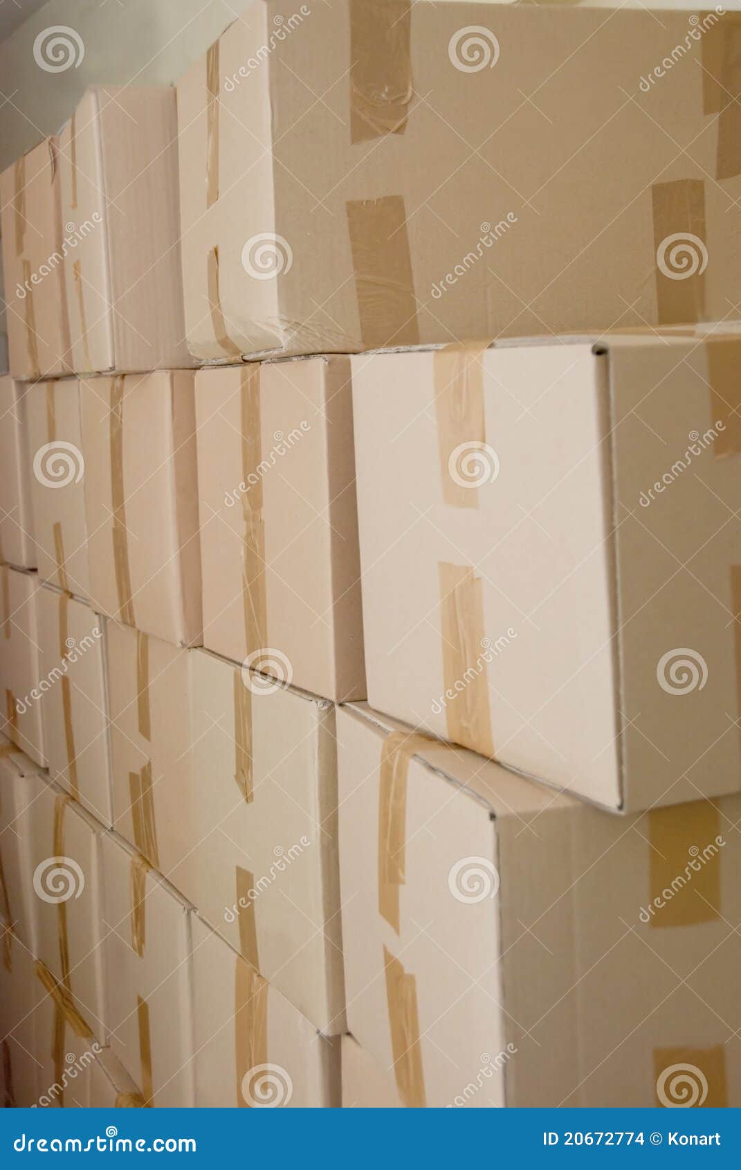 Big Pile of Cardboard Boxes Stock Photo - Image of shape, send: 20672774