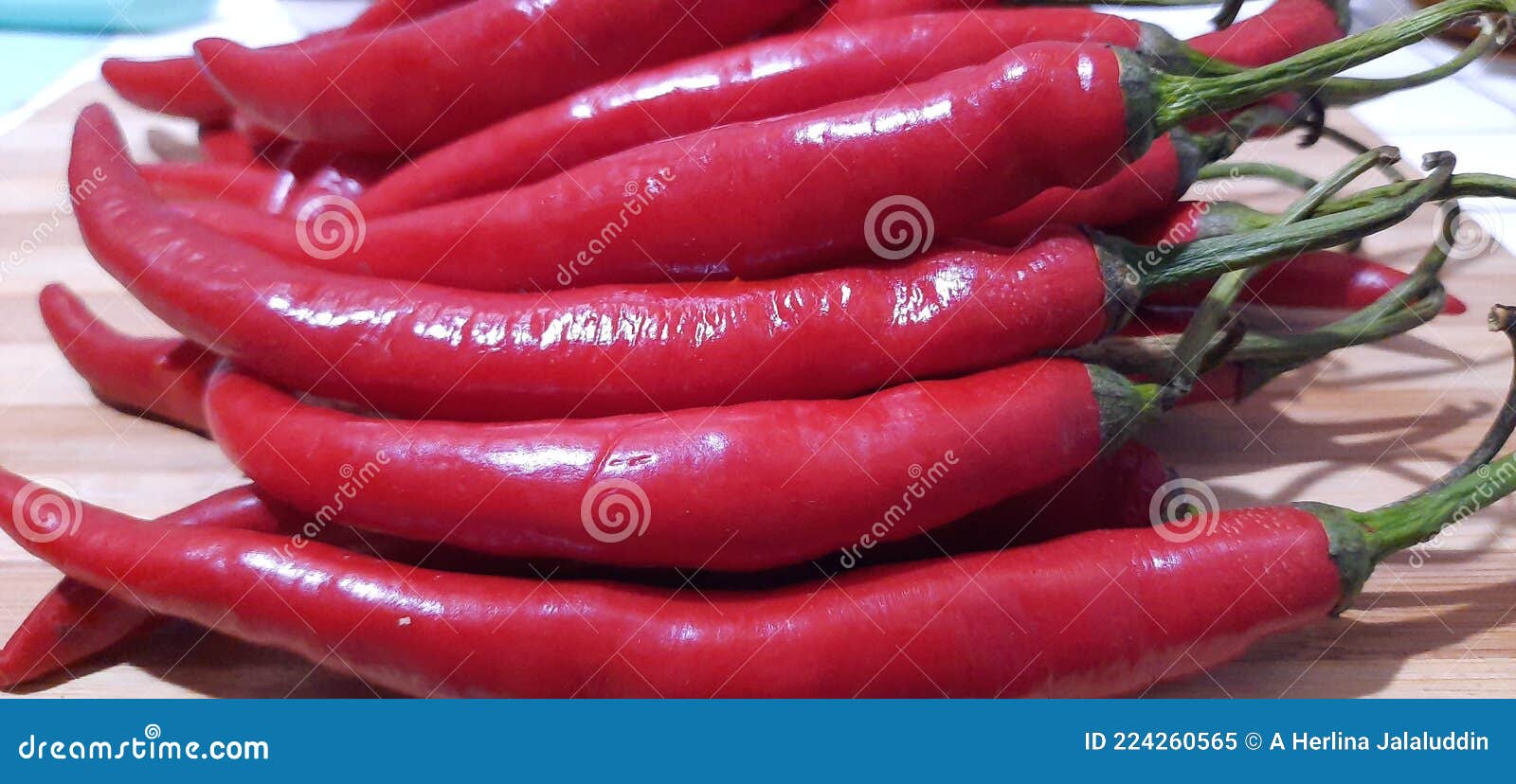 Big Red Chilli or Capsicum Annum Stock Image - Image of salad, food ...