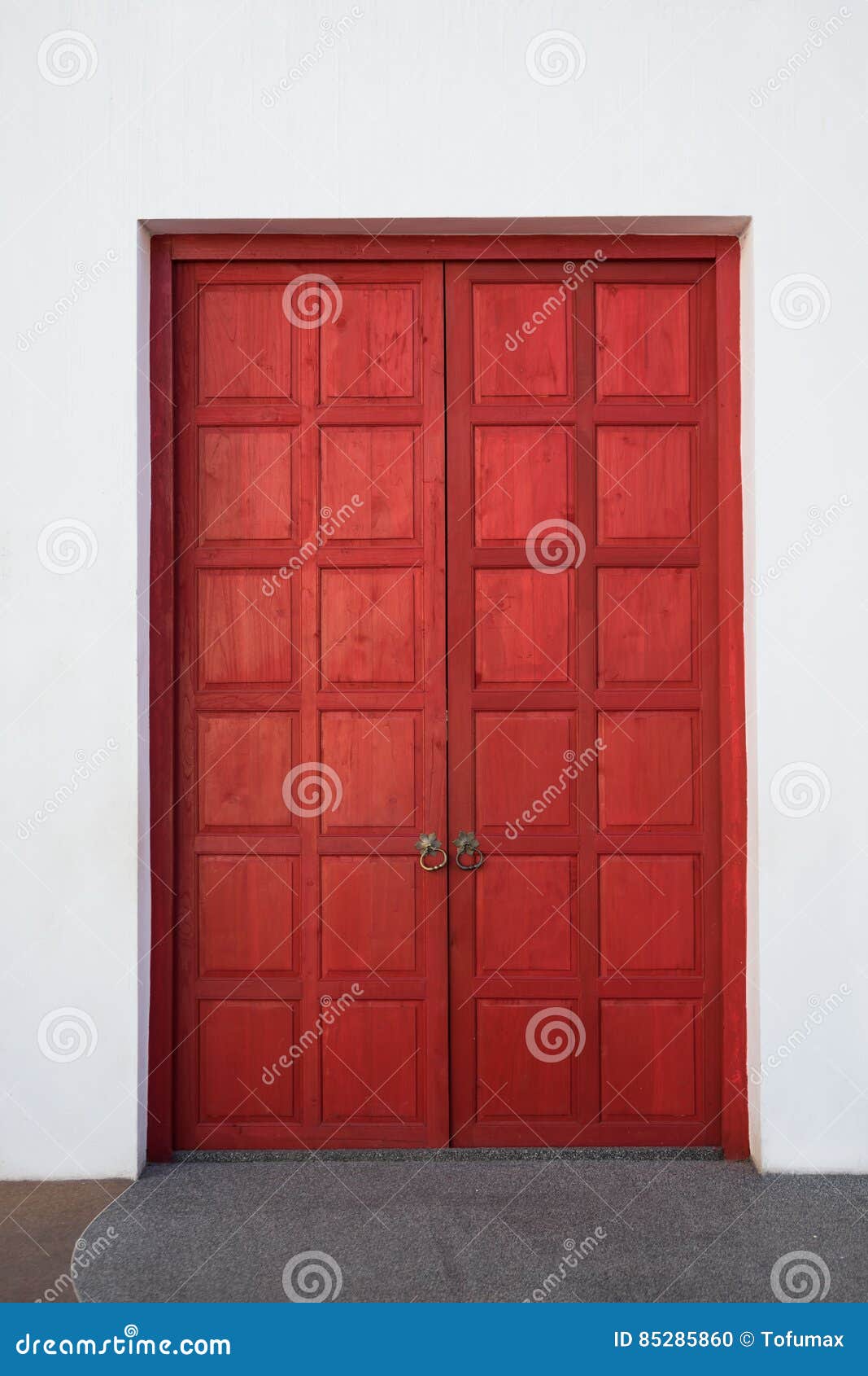 Big red entrance gate stock photo. Image of front, architecture - 85285860