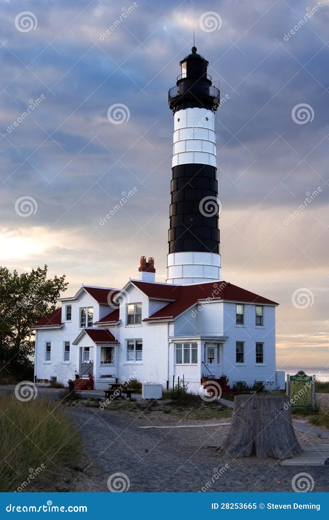 Big Sable Pt. Lighthoue stock image. Image of lake, grass - 28253665