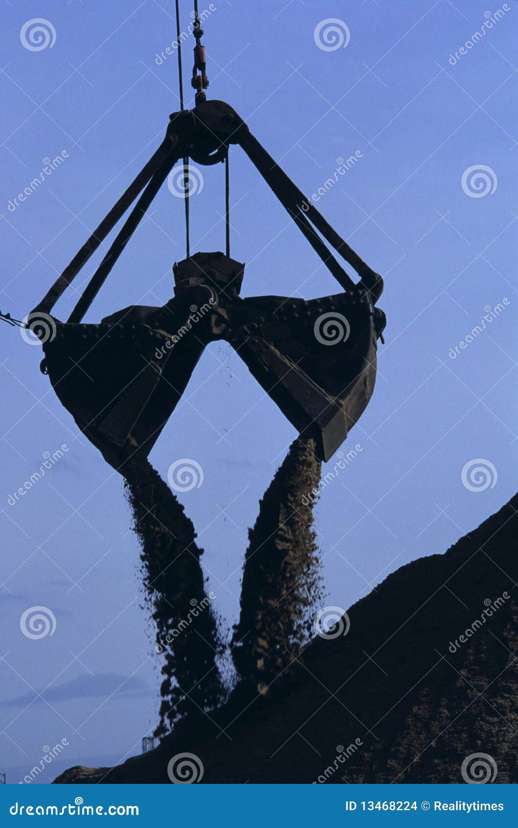 Big Scooping Crane Shovel stock photo. Image of scooping - 13468224
