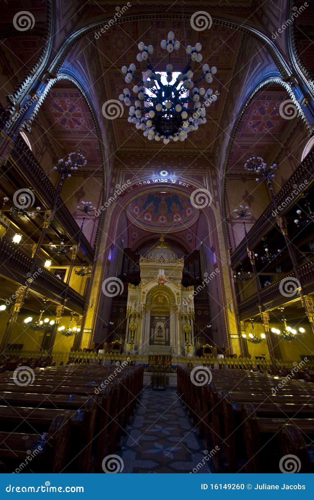 Big Synagogue editorial image. Image of hungary, interior - 16149260