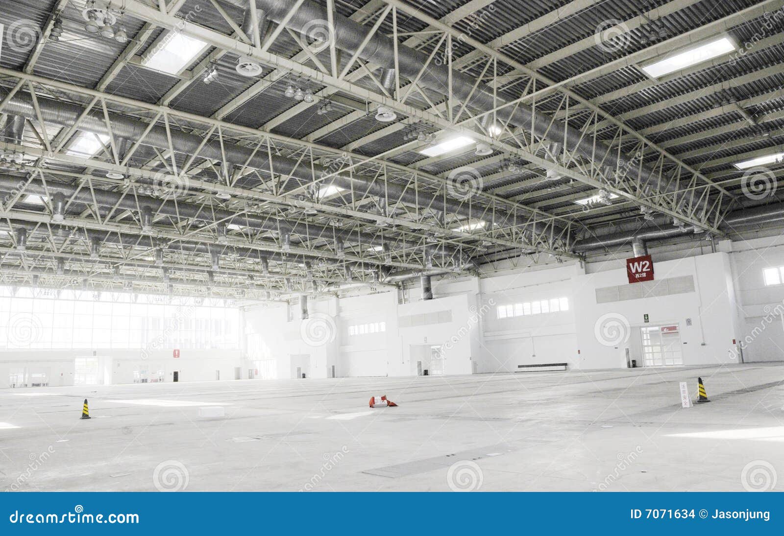 Big warehouse stock photo. Image of grid, roof, ceiling - 7071634