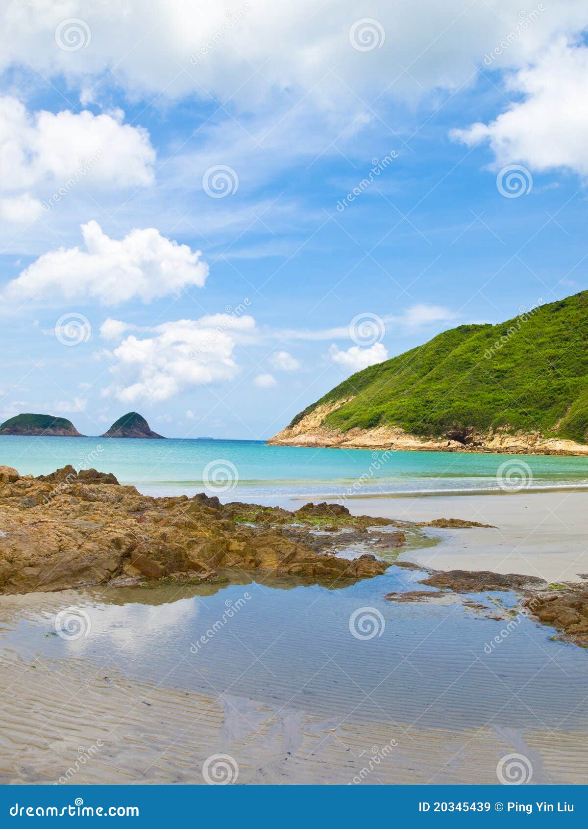 Big Wave Bay stock image. Image of island, outdoor, rest - 20345439