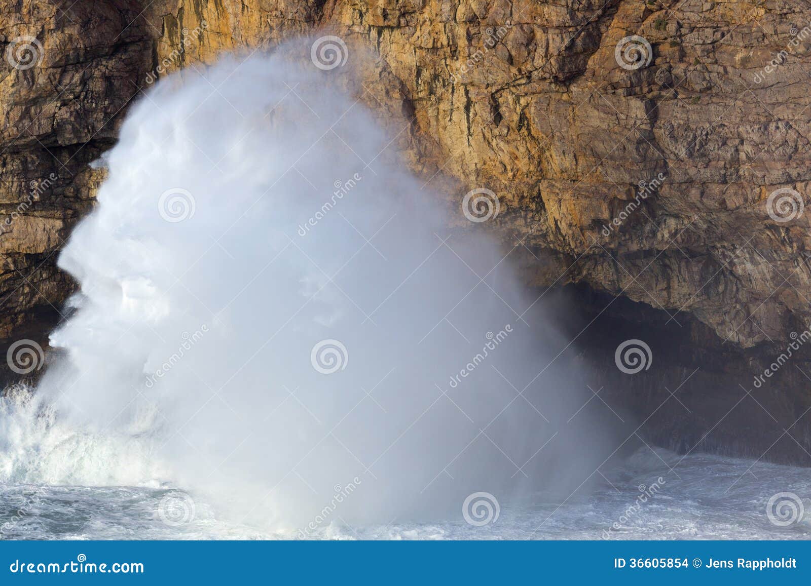 Big waves on cliff stock photo. Image of rocks, park - 36605854