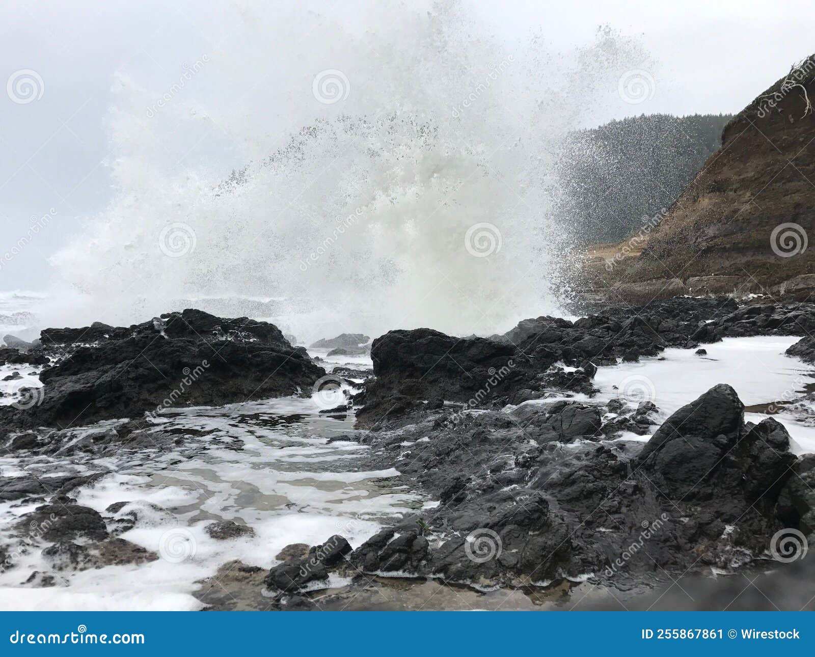 Big Waves Hitting the Rocks in the Shore Stock Image - Image of natural ...