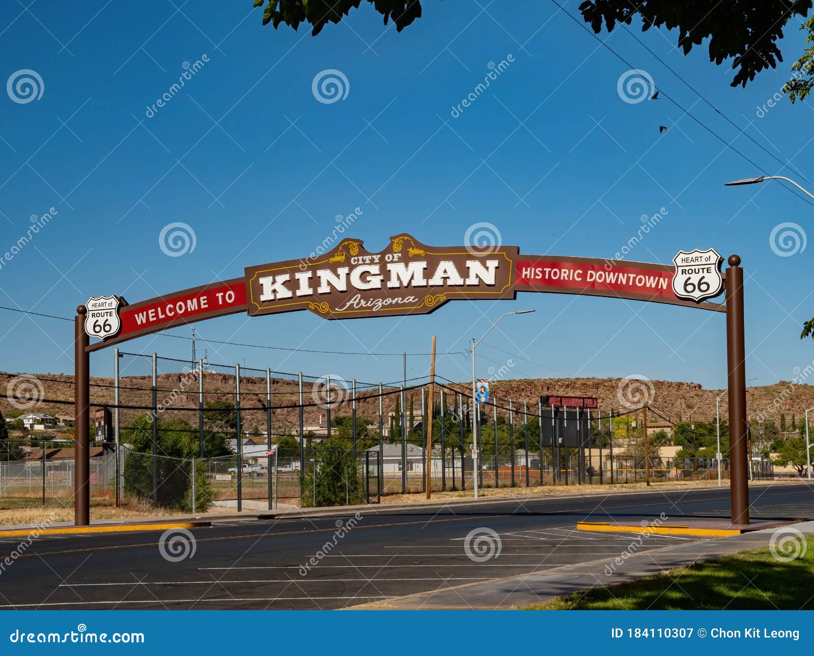 Big Welcome Sign of Kingman Editorial Photography - Image of exterior ...