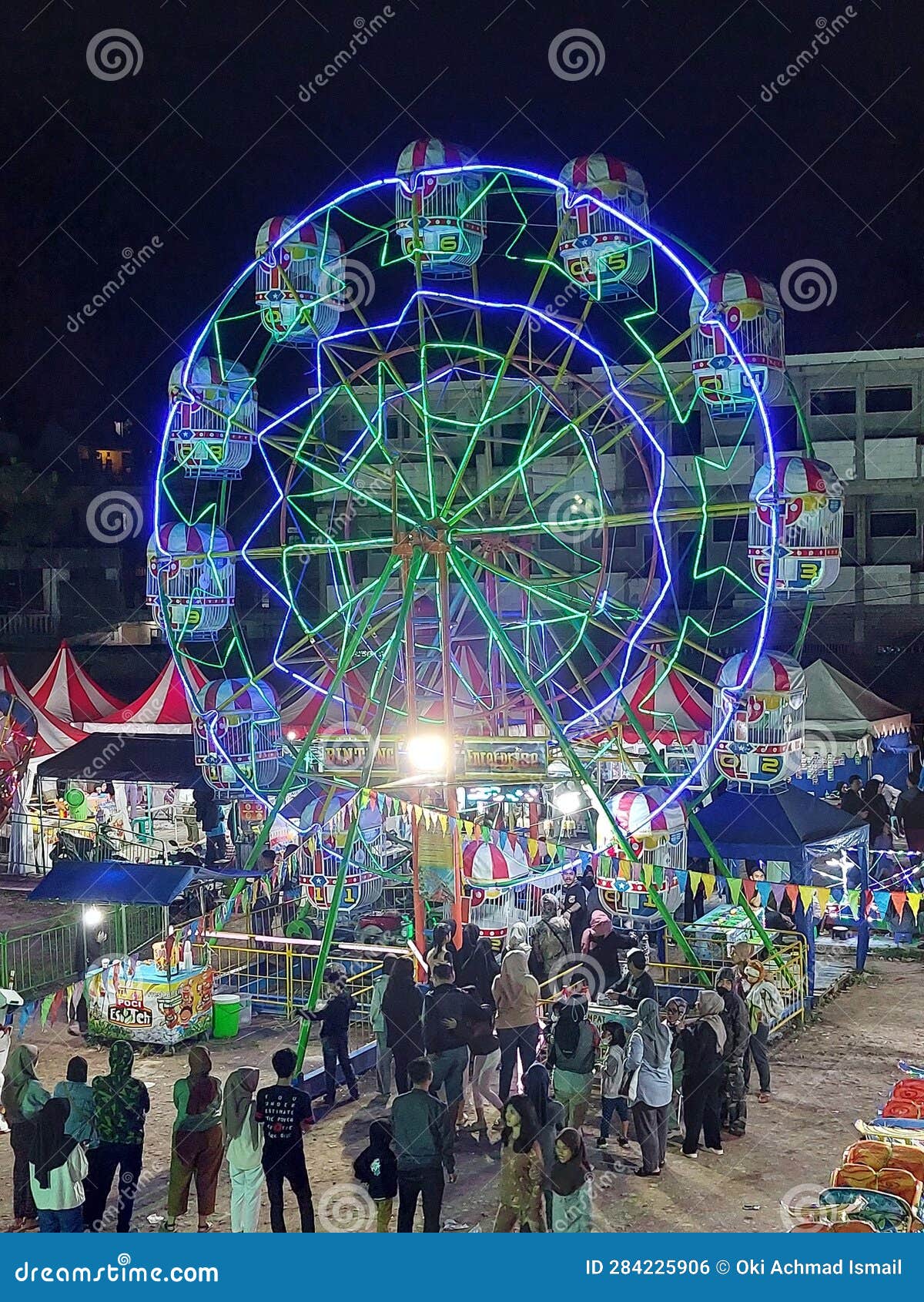 Big wheel editorial photo. Image of festival, event - 284225906