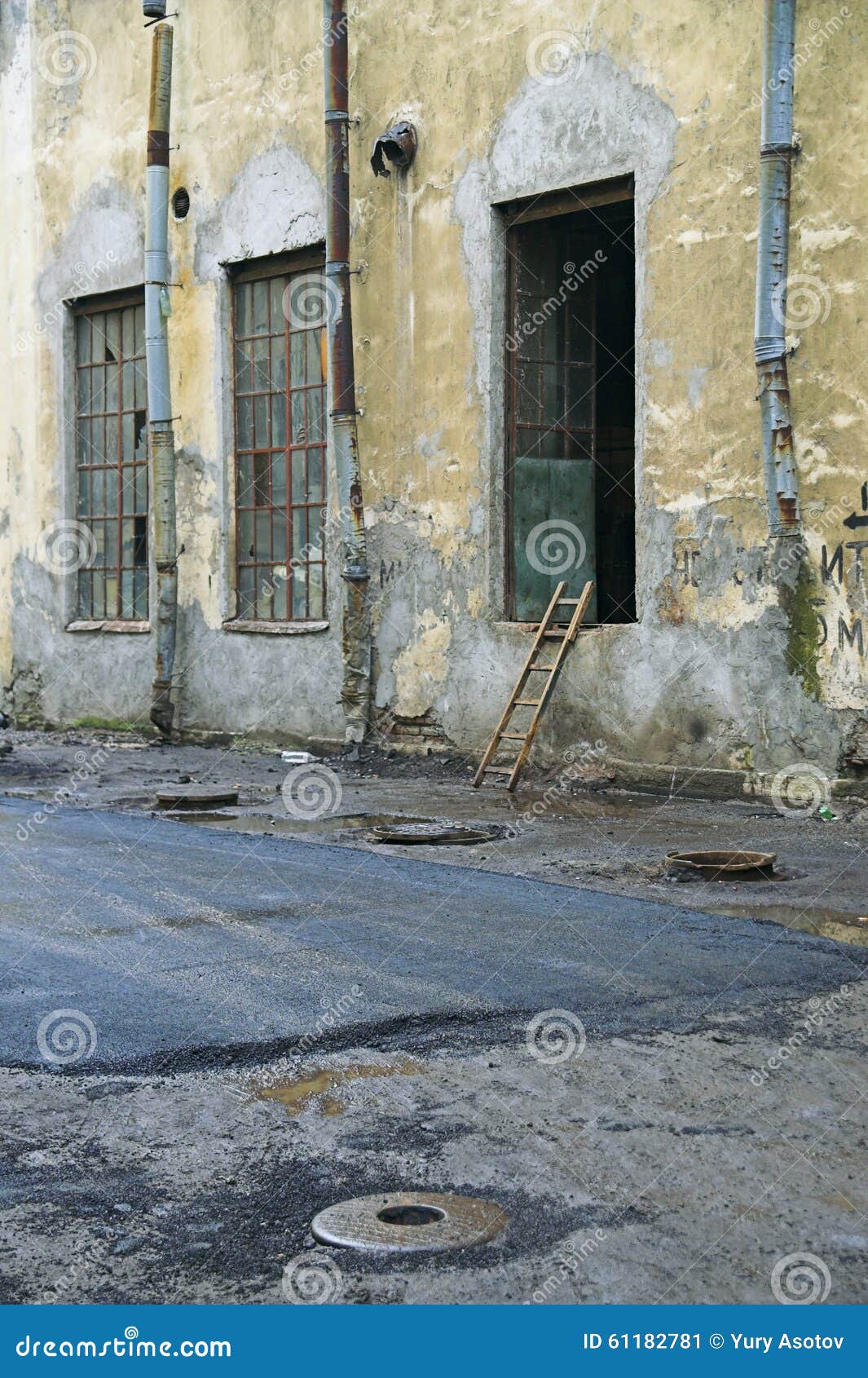 Pipes Hatches Repairing Road Open Unsecured Sewer Manhole In The Street ...