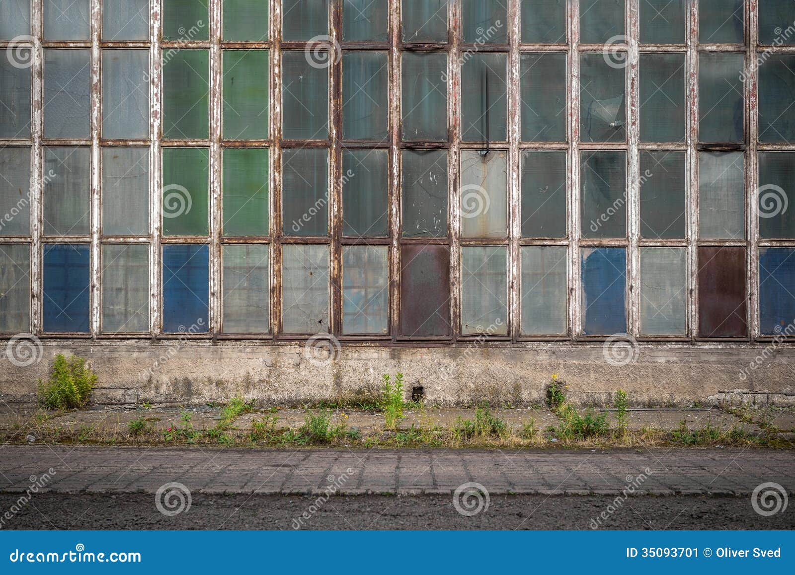 Big Windows in the Workshop Stock Image - Image of glass, stained: 35093701