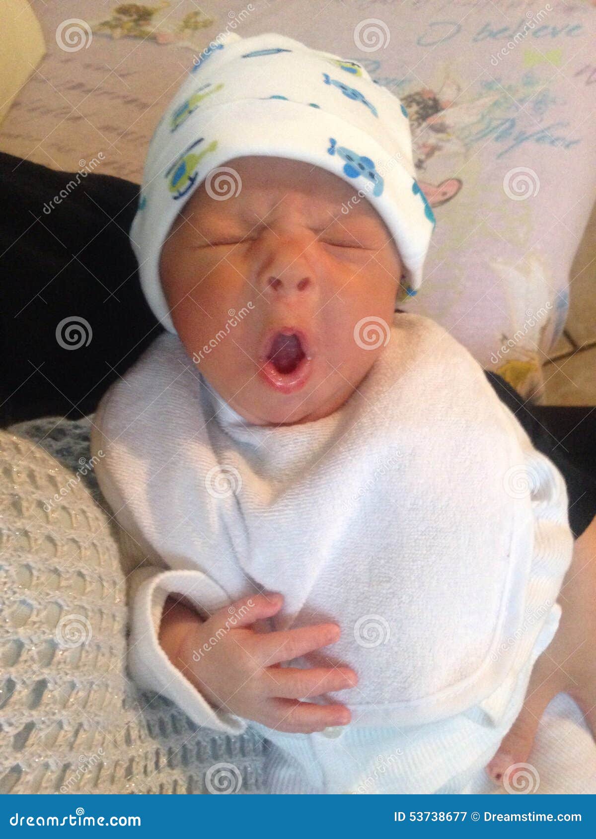 Big yawn editorial photography. Image of yawn, baby, adorable - 53738677