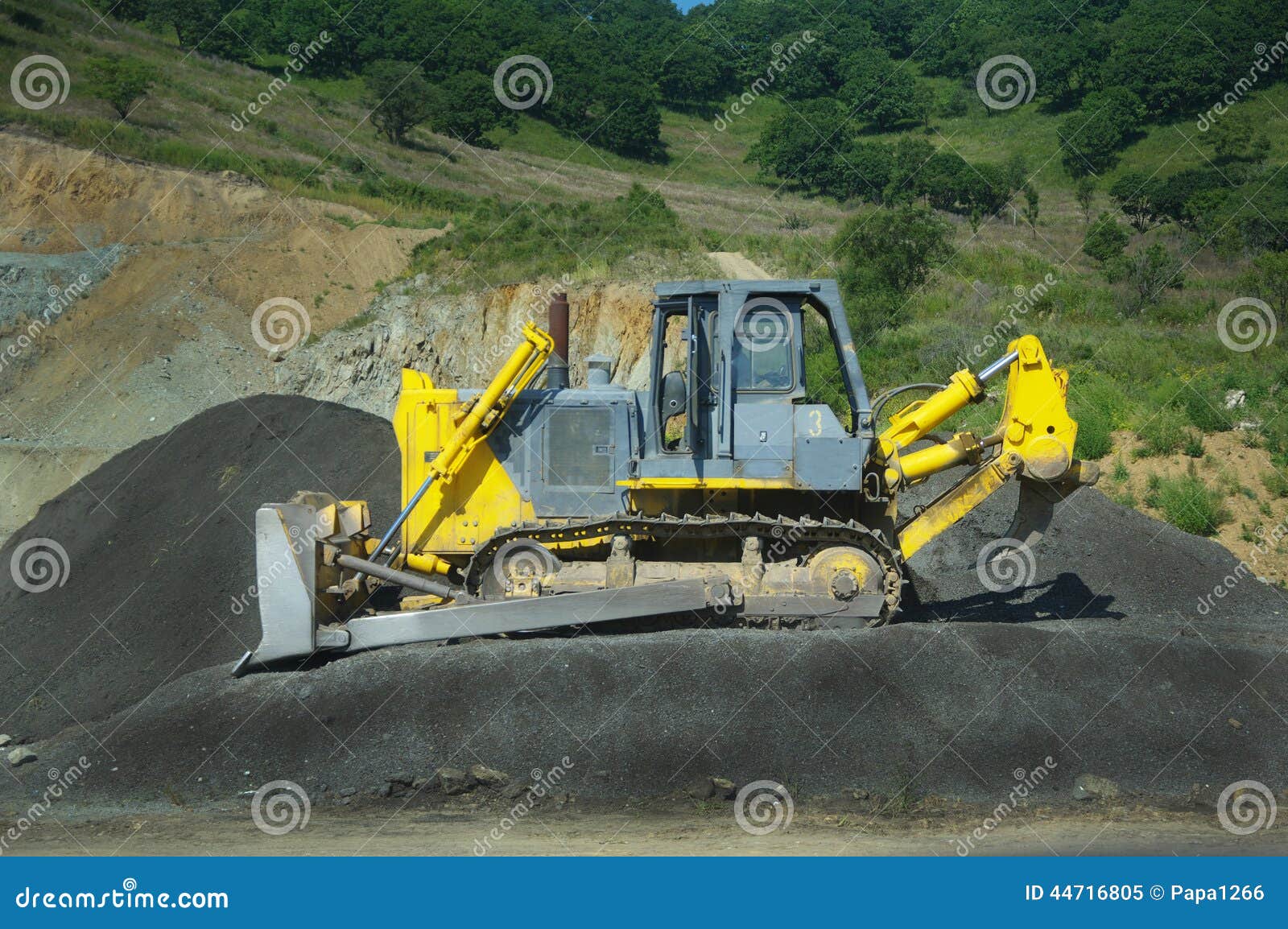 Big Yellow Bulldozer at Work-site Stock Image - Image of heavy ...