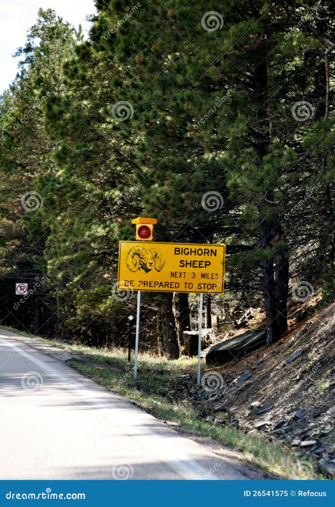 Bighorn Sheep Crossing Sign2 Stock Image - Image of stop, sheep: 26541575