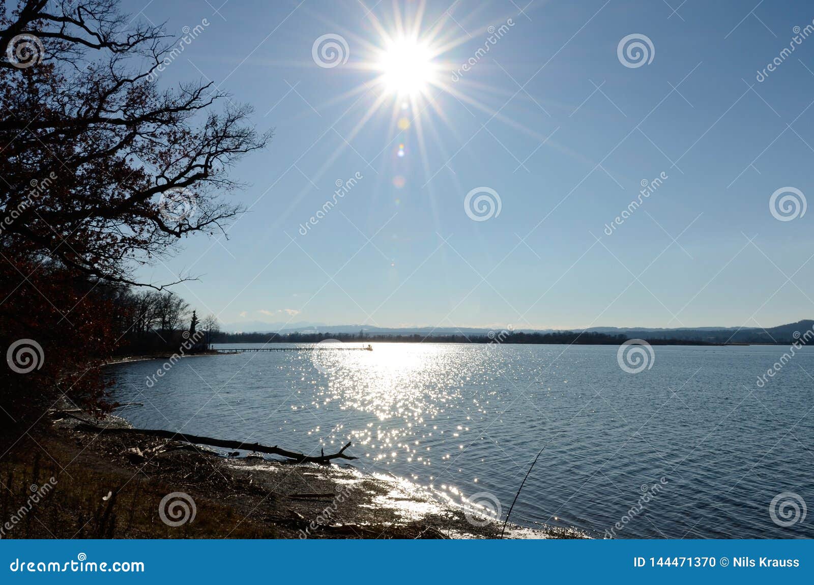 Bight Sunlight Shine at Lake Stock Photo - Image of pond, glow: 144471370