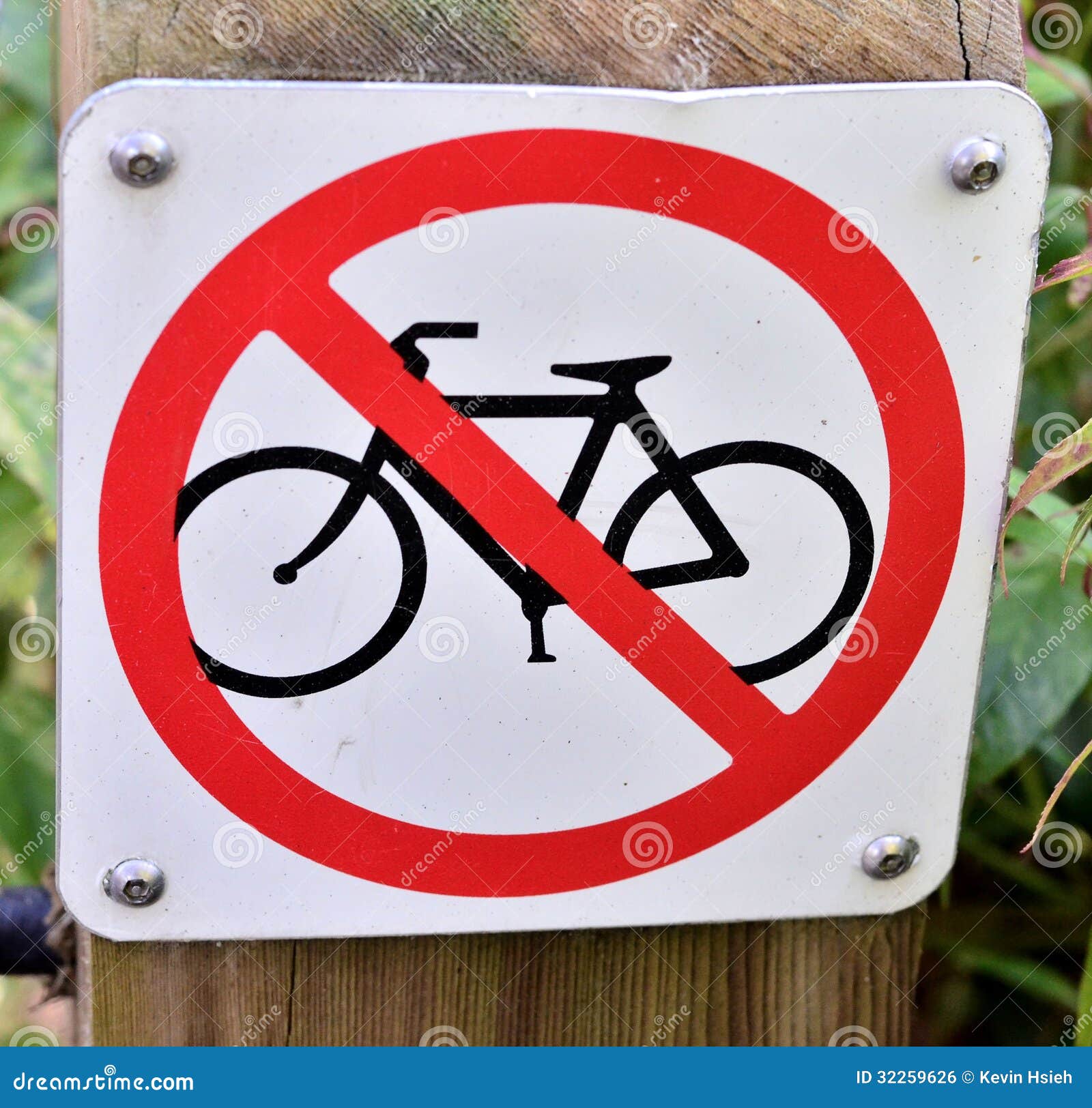Bike prohibited sign stock photo. Image of notice, parking - 32259626