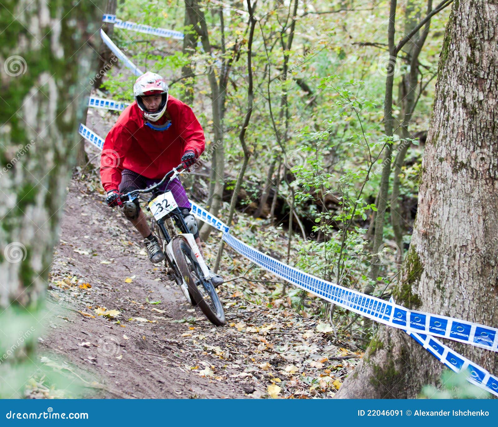 Bike Riders at Downhill Competition. Editorial Photo - Image of dirt ...