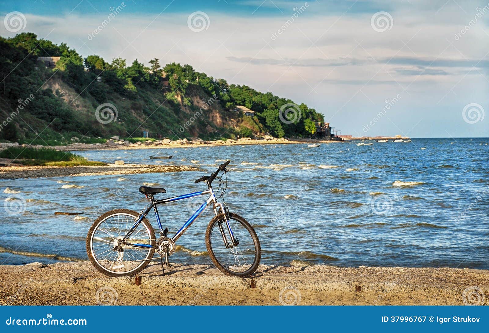 Bike on the sea coast stock image. Image of recreation - 37996767