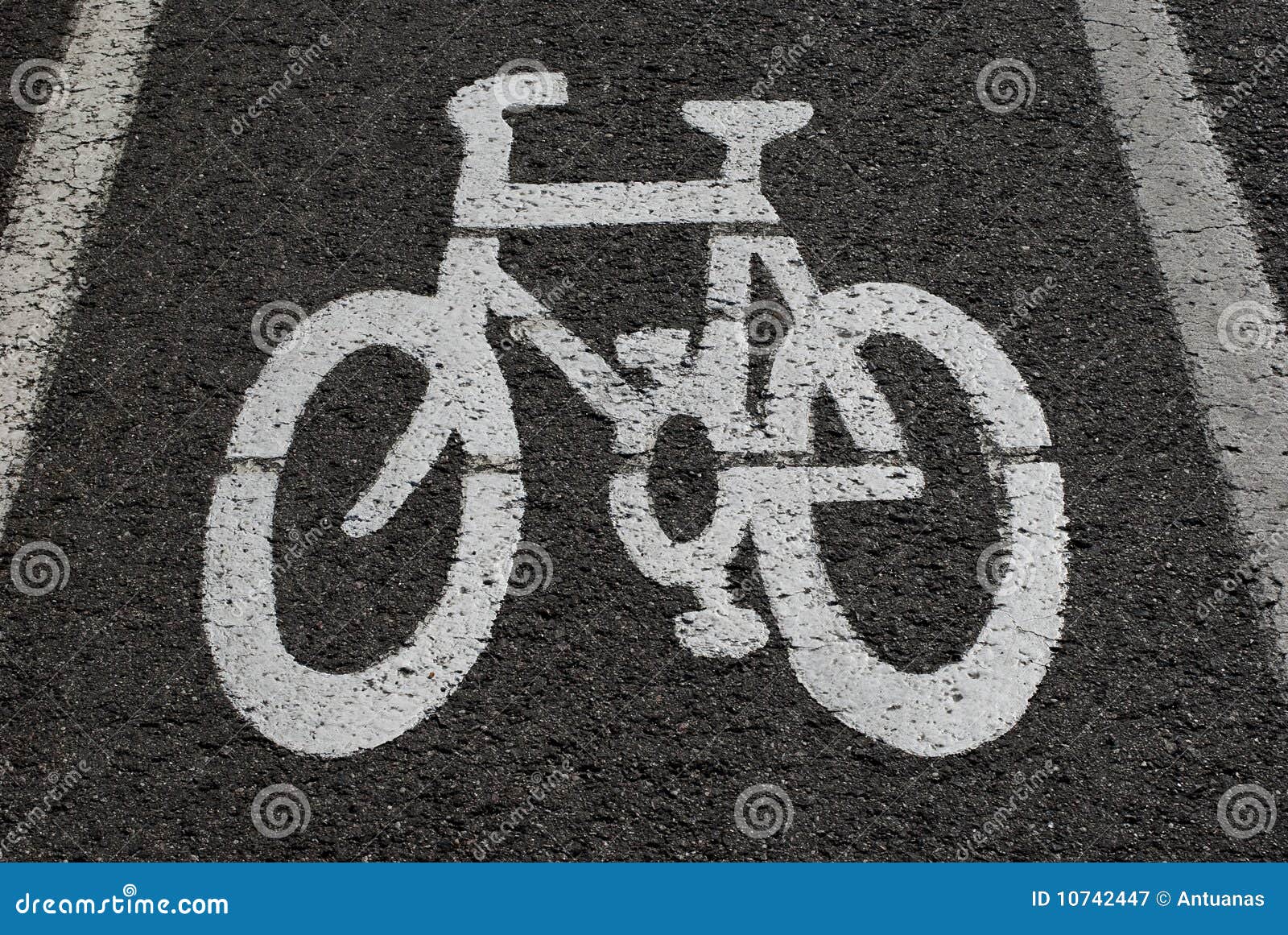 Bike sign stock image. Image of speed, painted, cycle - 10742447
