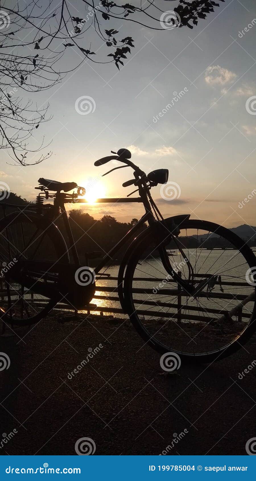 Old Bike on the sunset stock photo. Image of bike, sunset - 199785004