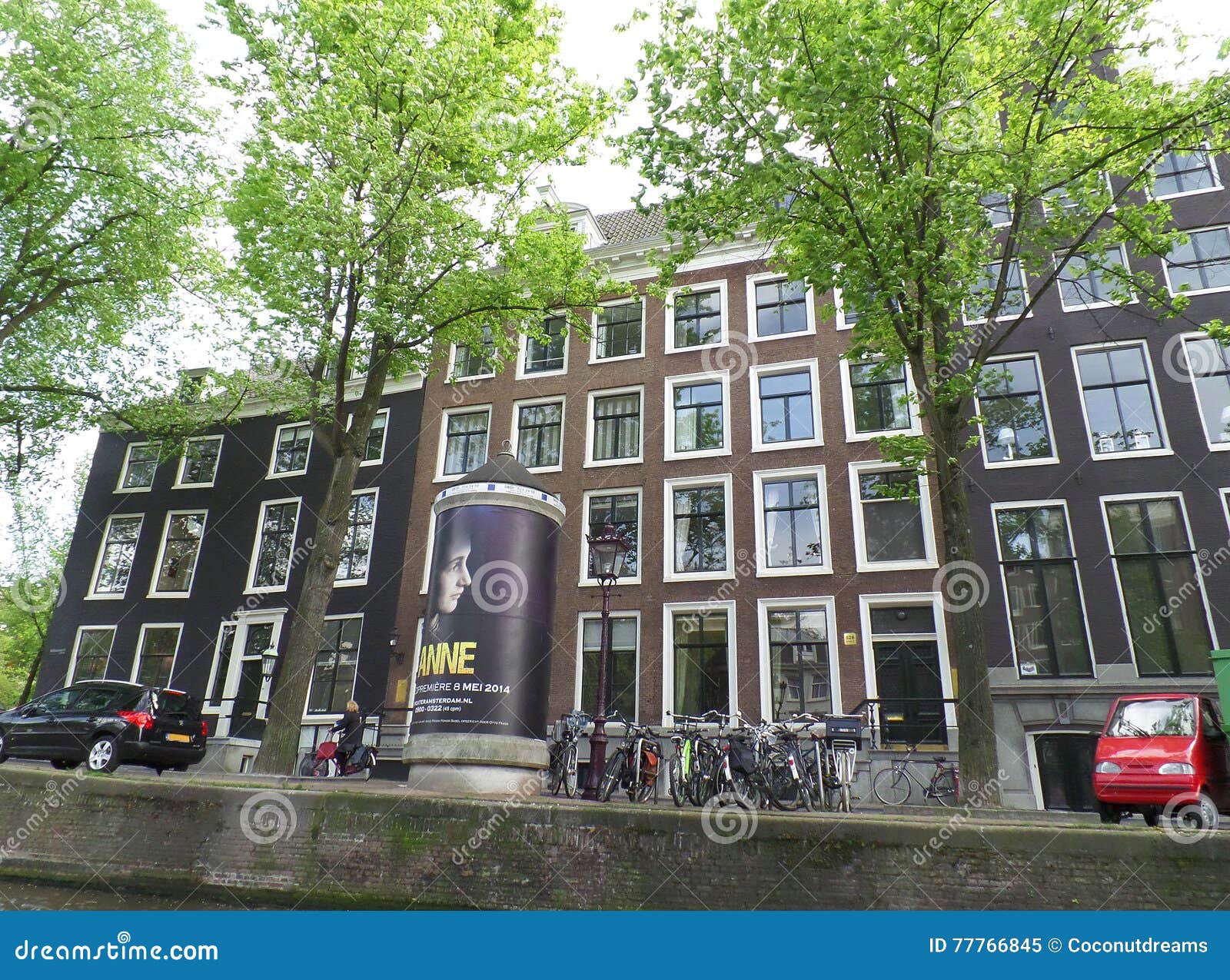 Bikes and Traditional Modern Style Architecture in Amsterdam Editorial ...