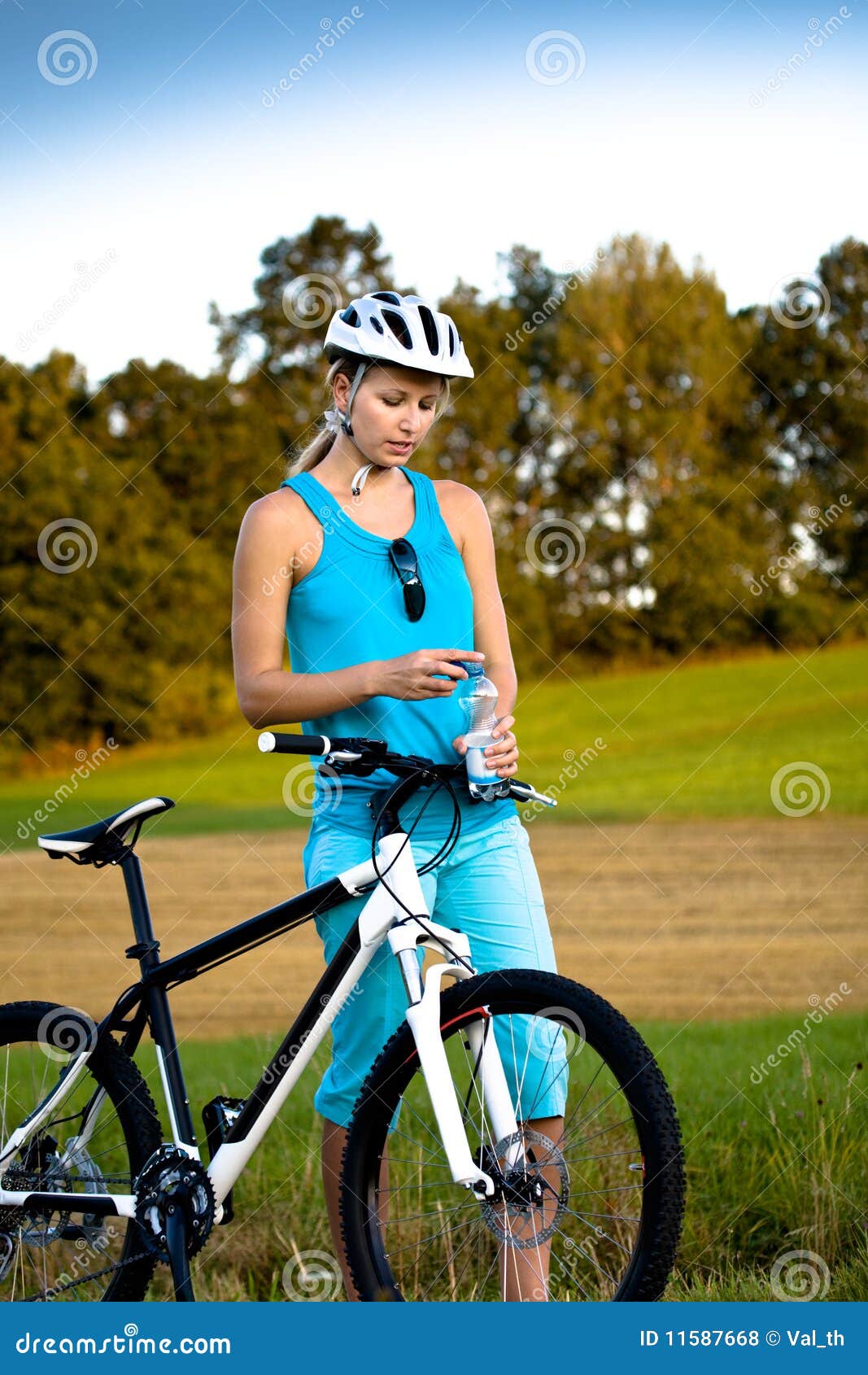 Biking woman stock photo. Image of extreme, outdoors - 11587668