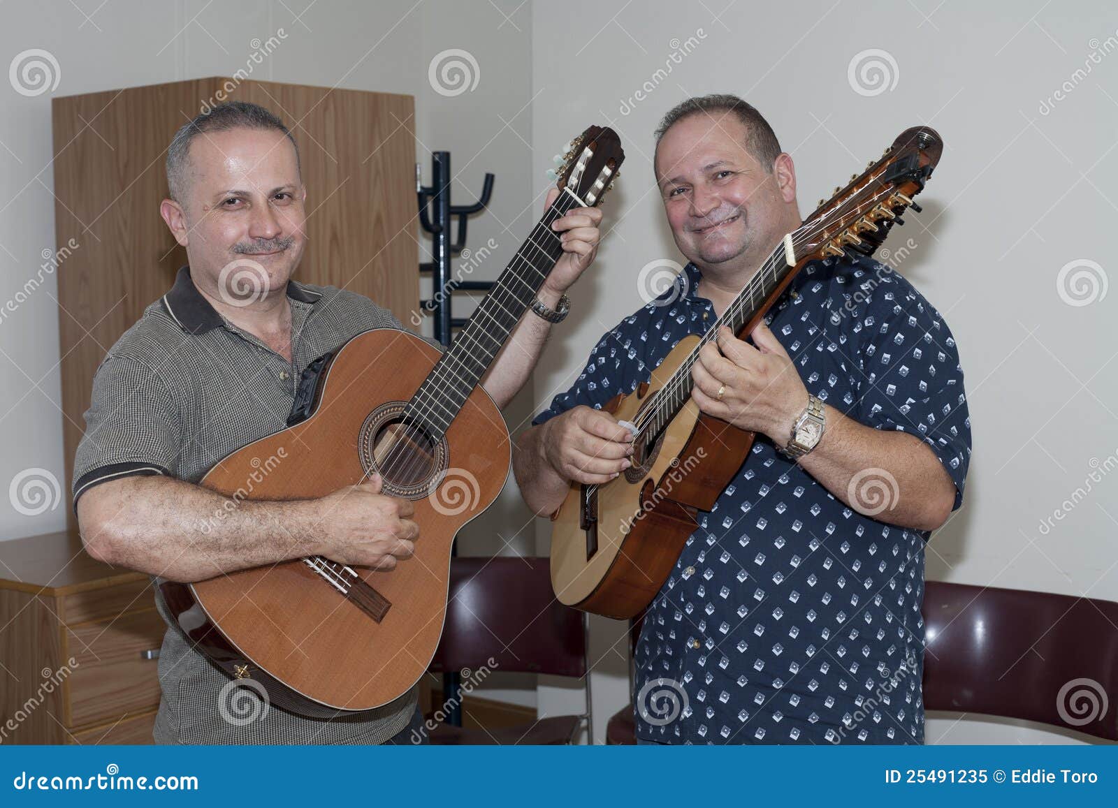 Bill and Edwin Colon Zayas Visit Yomo Toro Editorial Image - Image of ...