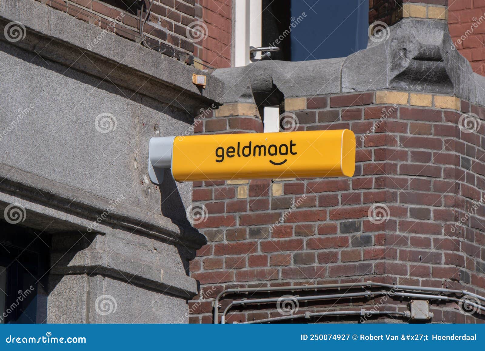 Billboard Geldmaat ATM Amsterdam the Netherlands 19-3-2022 Editorial ...