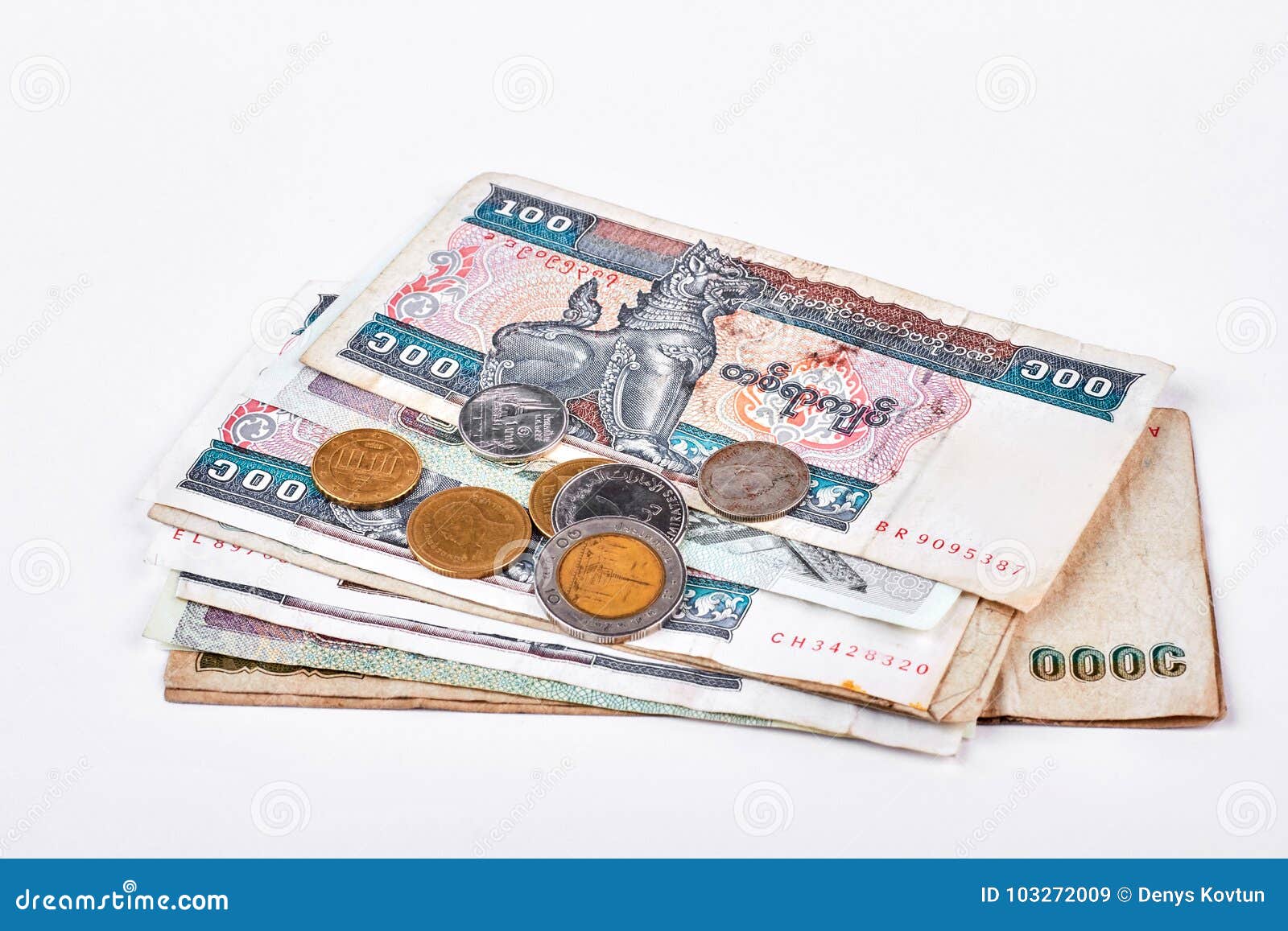 Billetes De Banco Y Monedas De Myanmar Imagen de archivo - Imagen de ...