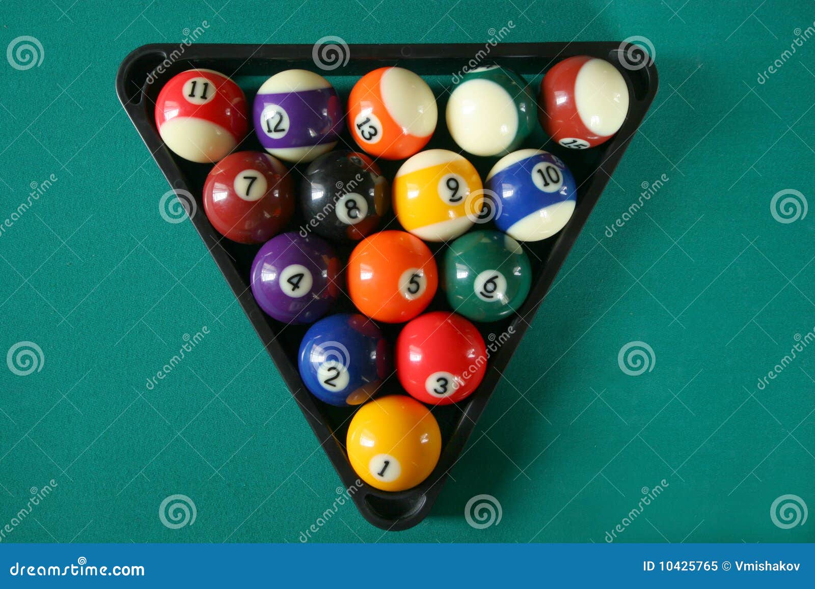 Billiard balls5 stock image. Image of green, match, competition - 10425765