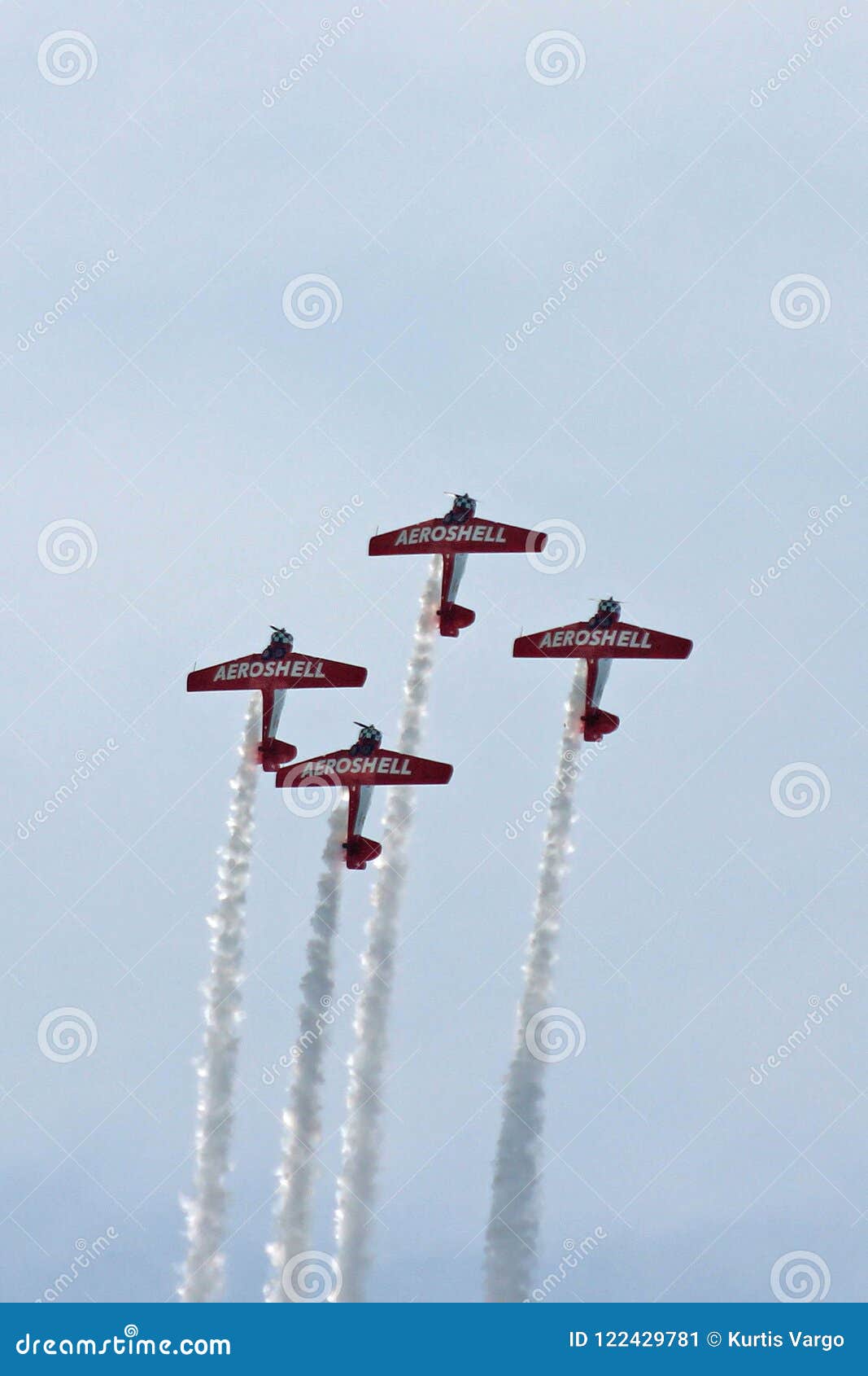 Aeroshell Aircraft editorial photo. Image of speed, flying - 122429781