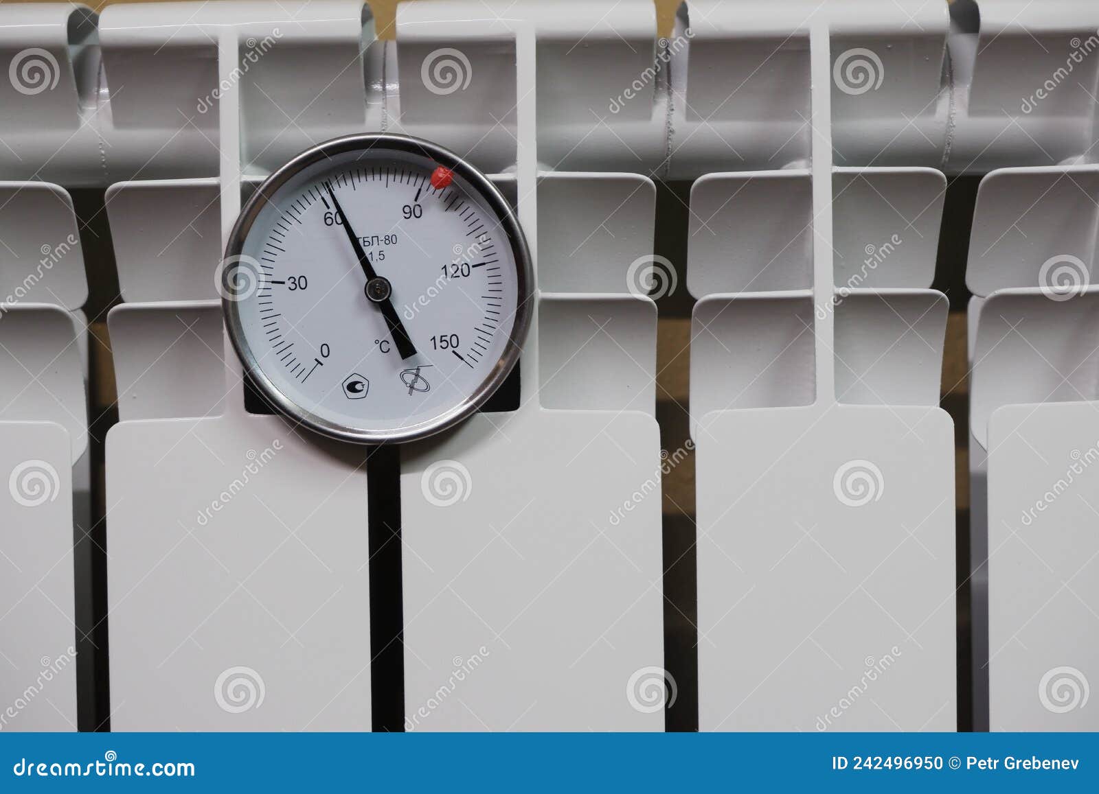 Bimetallic Aluminum Radiator with a Dial Thermometer. Cooling Radiator ...