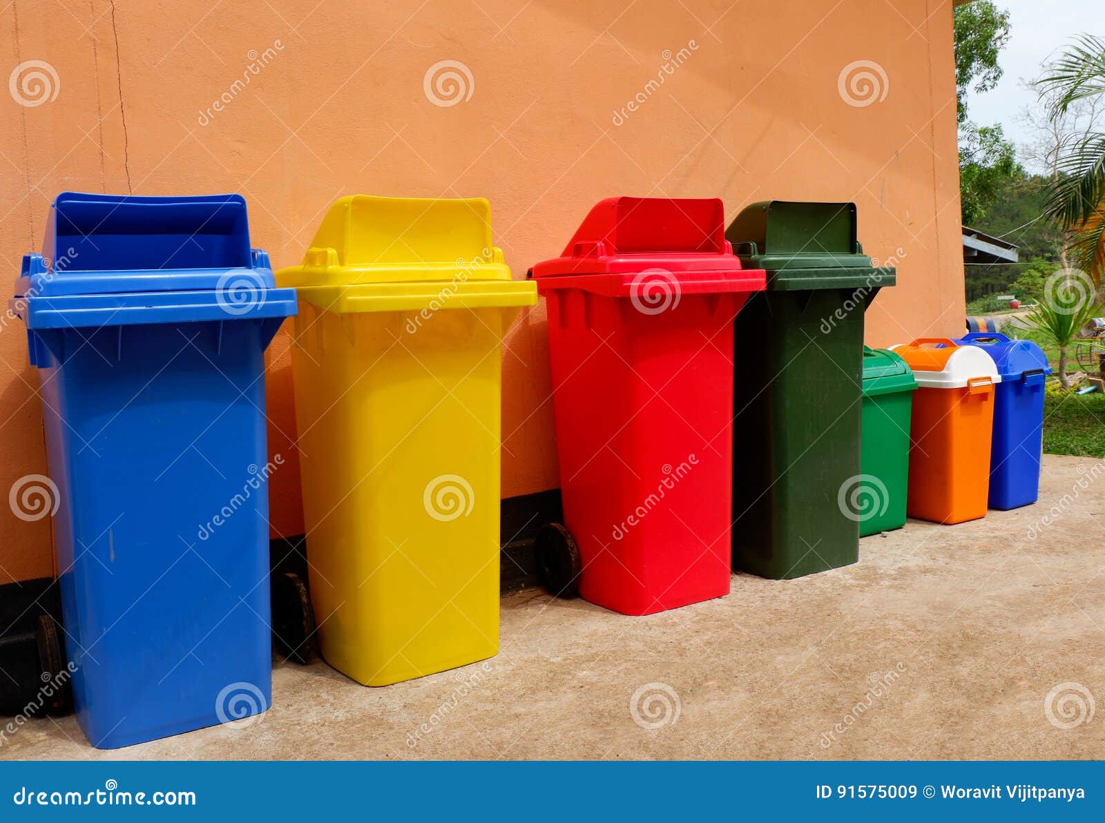 Bin stock image. Image of garbage, litter, recycle, metal - 91575009