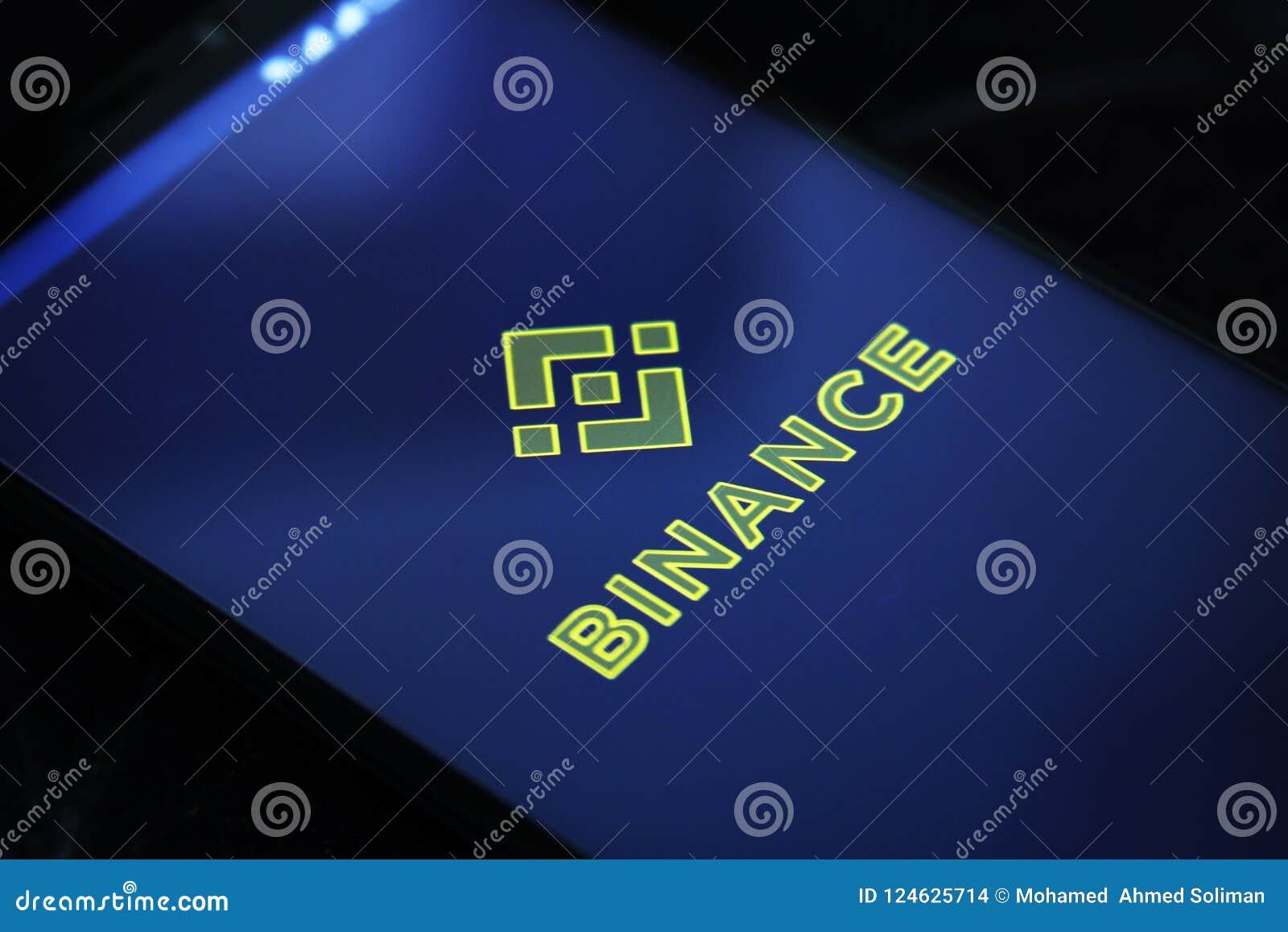 Binance Cryptocurrency Exchange Editorial Stock Image - Image of logo ...