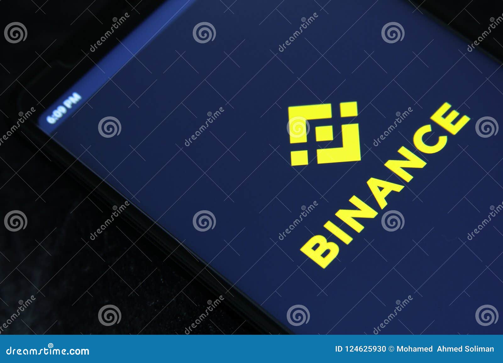 Binance Cryptocurrency Exchange Editorial Image - Image of assets ...