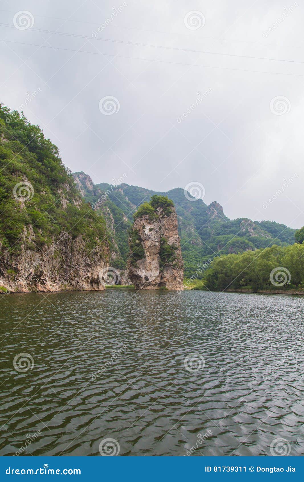 Bingyu Vally image stock. Image du musée, fusée, technologie - 81739311