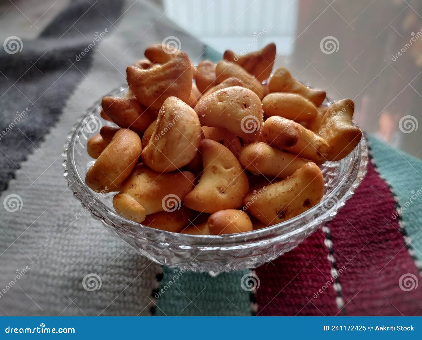 Binki, Cashew Shape, Kaju Cookies, Namkeen Biscuits, Cookies, Kaju ...