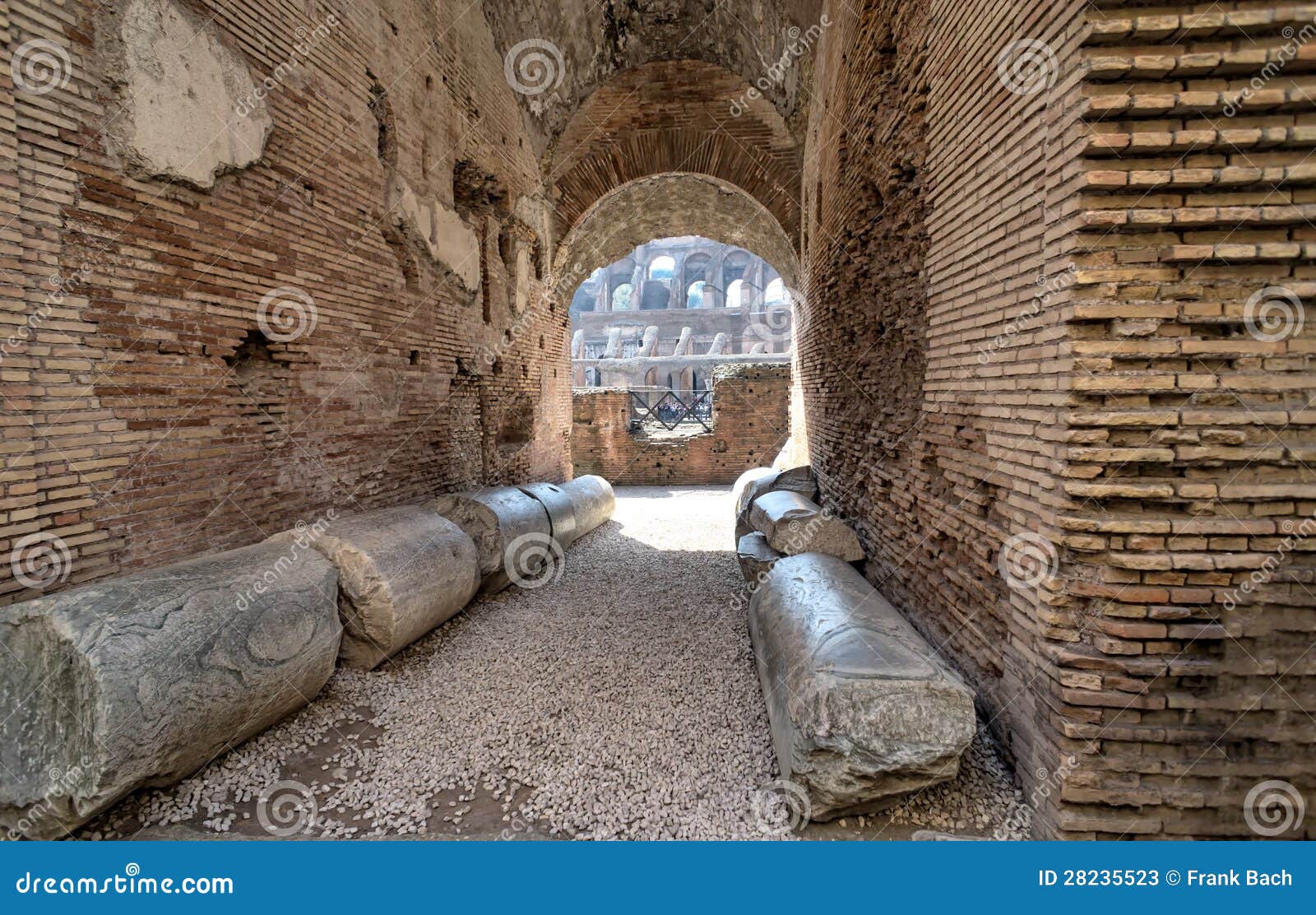 Binnen Van Colosseum in Rome, Italië Stock Afbeelding - Image of binnen ...