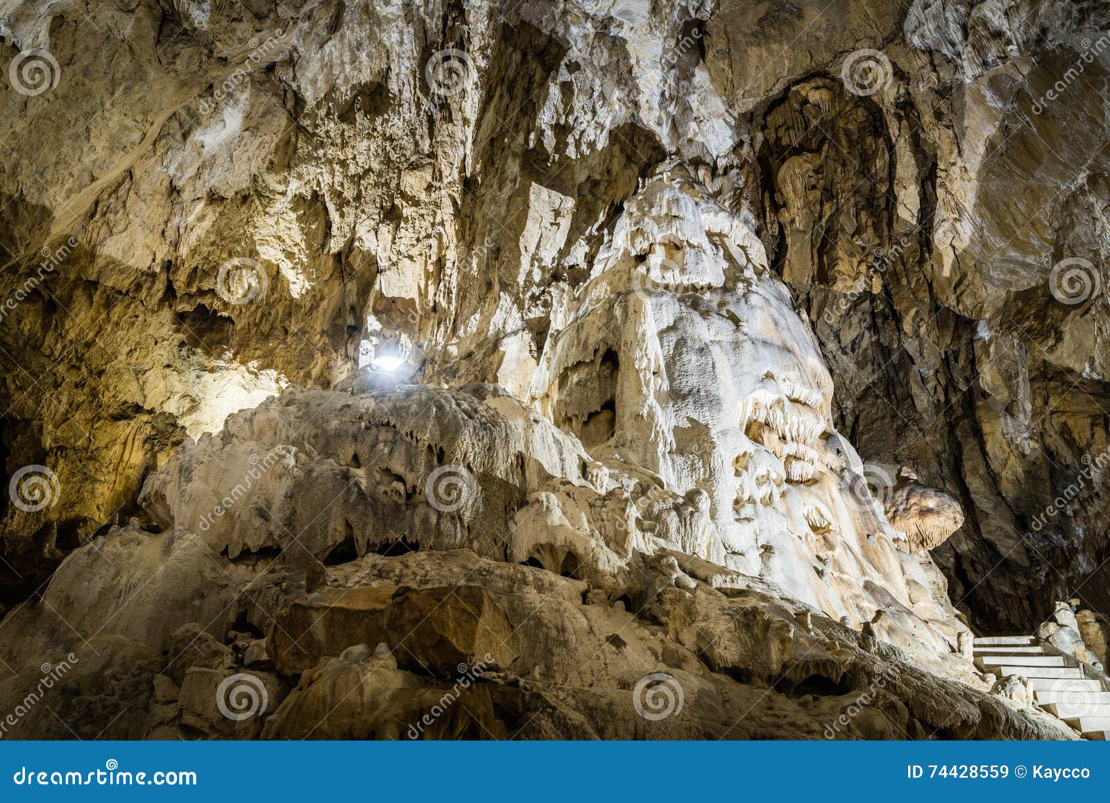 Binnen van een Hol stock afbeelding. Image of hulp, schoonheid - 74428559