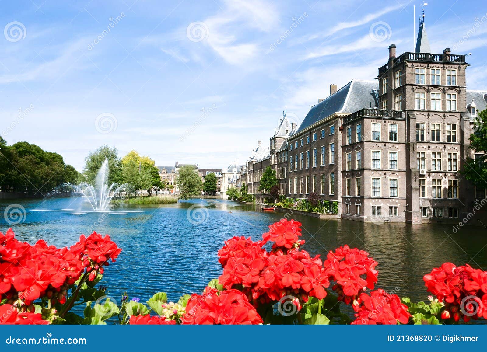 Binnenhof - Il Parlamento E Governo Olandesi Fotografia Stock ...