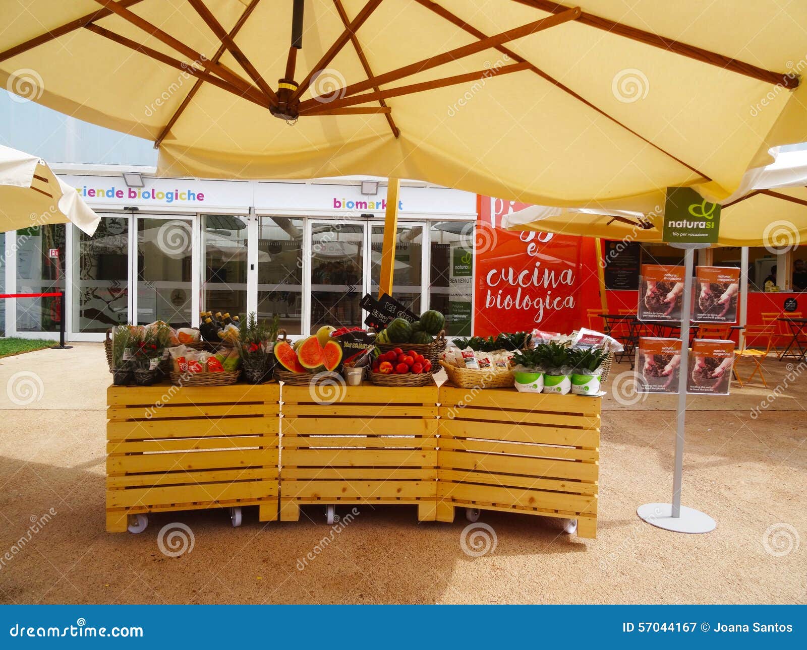 Biologic Foods - Expo 2015 - Milan Editorial Photography - Image of ...