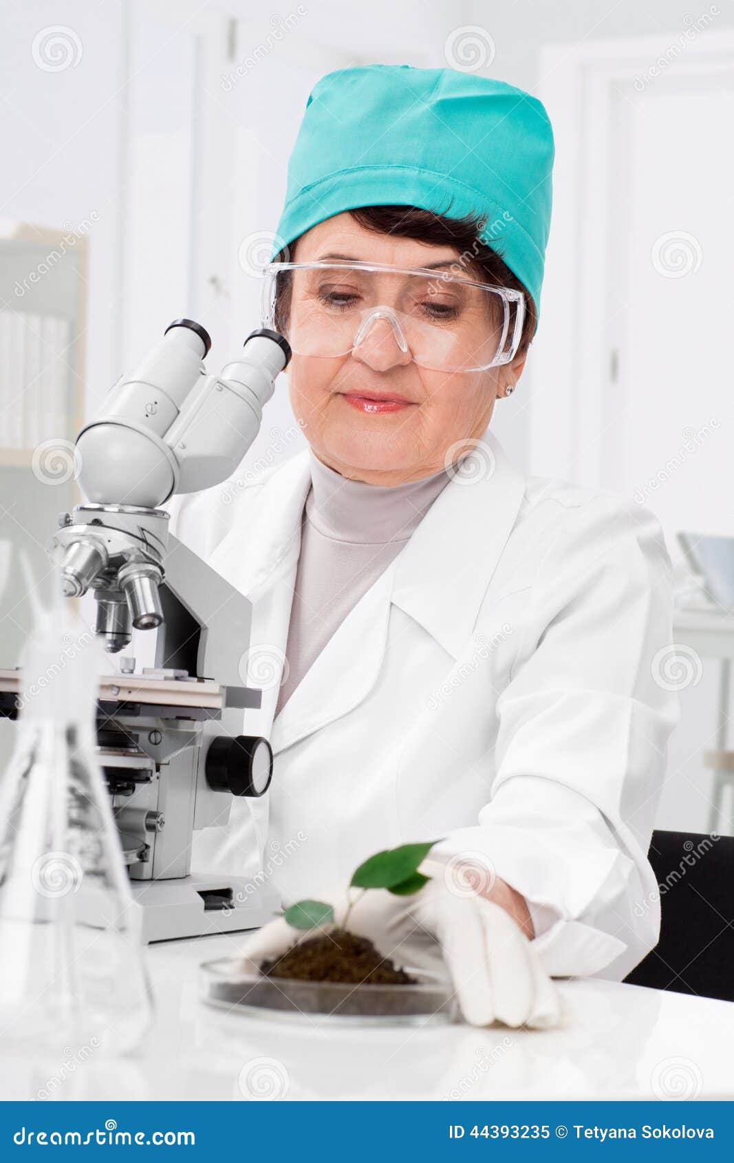 Biologist at work stock image. Image of industry, expertise - 44393235