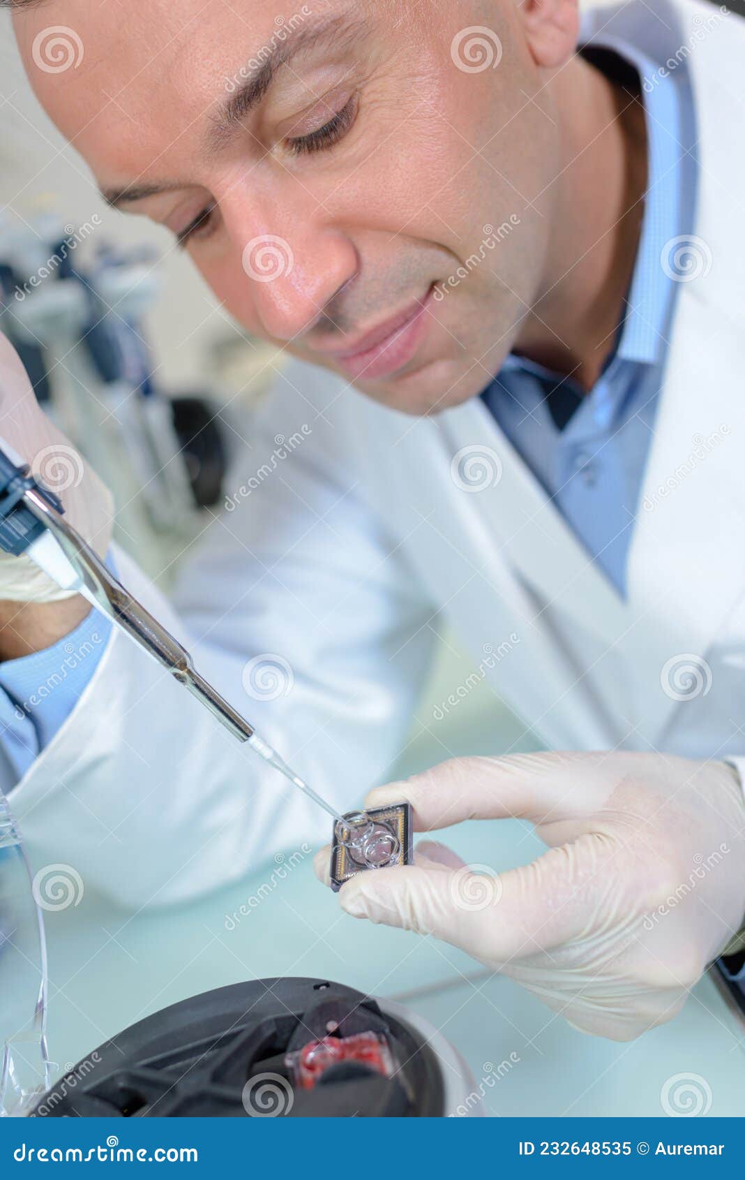 Biomedical Engineer at Work Stock Image - Image of aspect, engineer ...