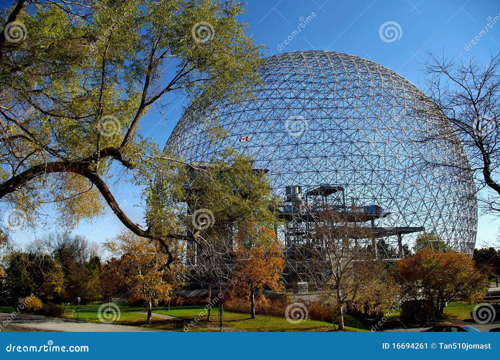 Biosfeer Montreal redactionele foto. Image of ecologie - 16694261