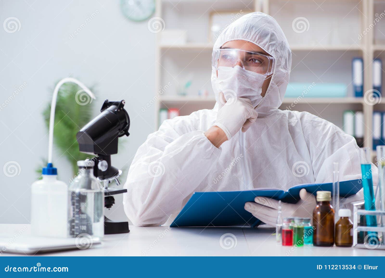 The Biotechnology Scientist Chemist Working in Lab Stock Photo - Image ...