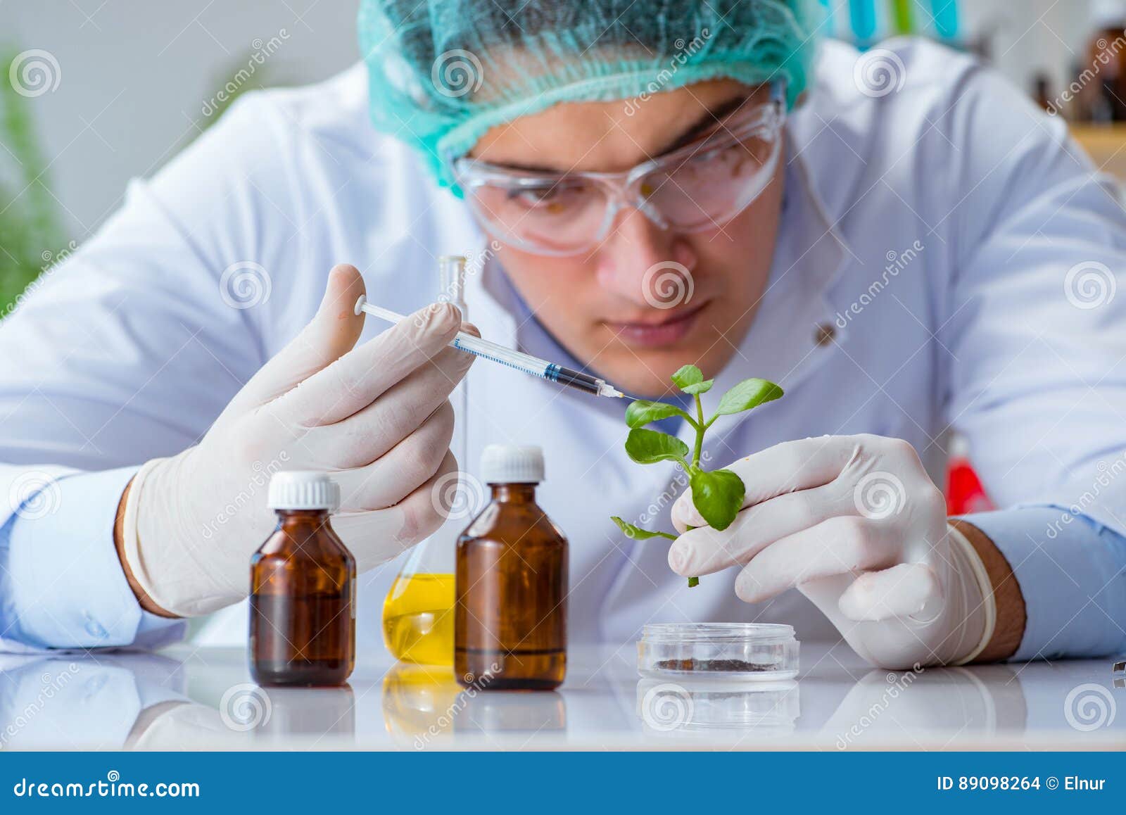 The Biotechnology Scientist Working in the Lab Stock Photo - Image of ...