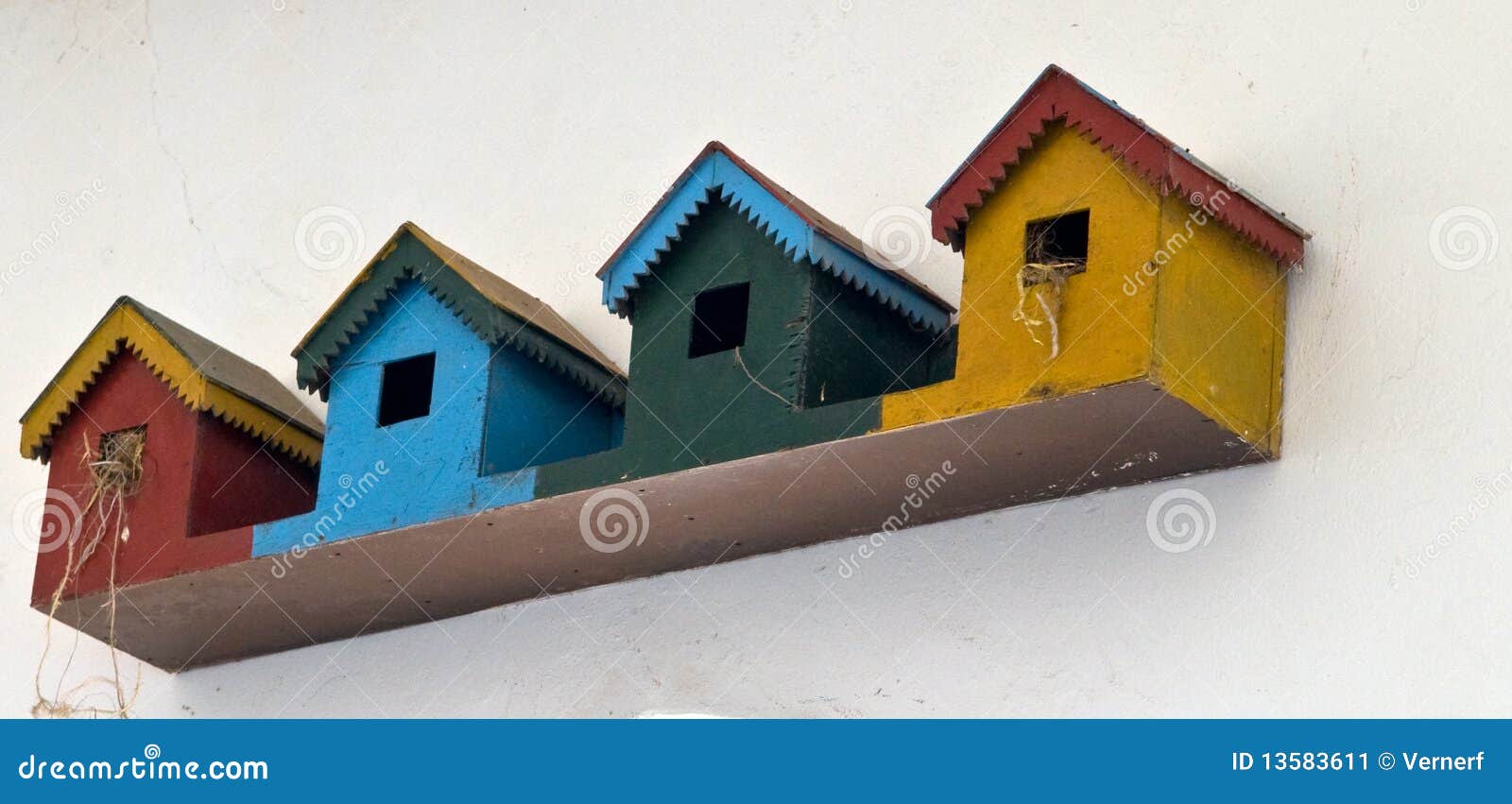 Bird community stock image. Image of neighbor, birds - 13583611