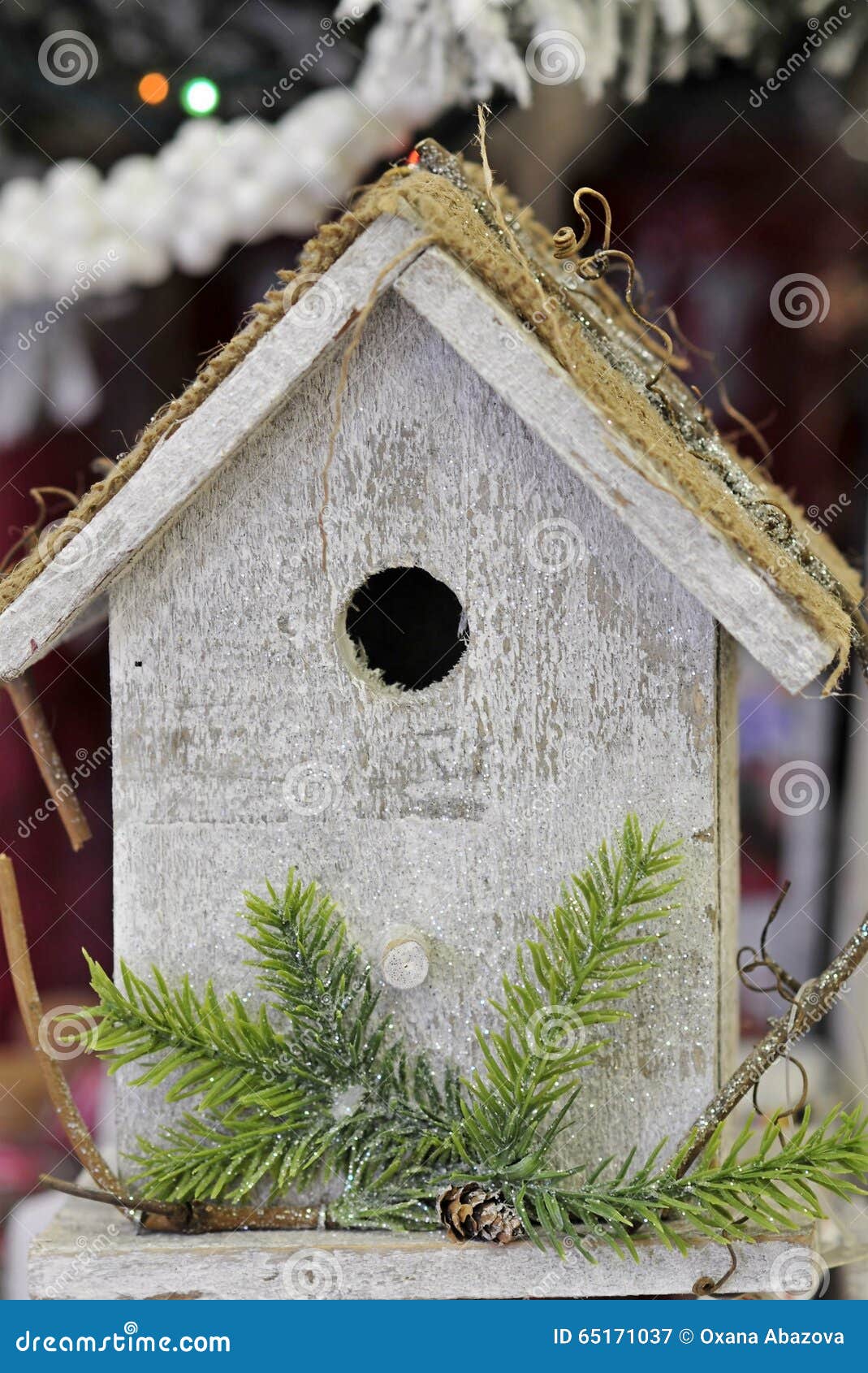 Birdhouse, bird house stock image. Image of winter, cold - 65171037